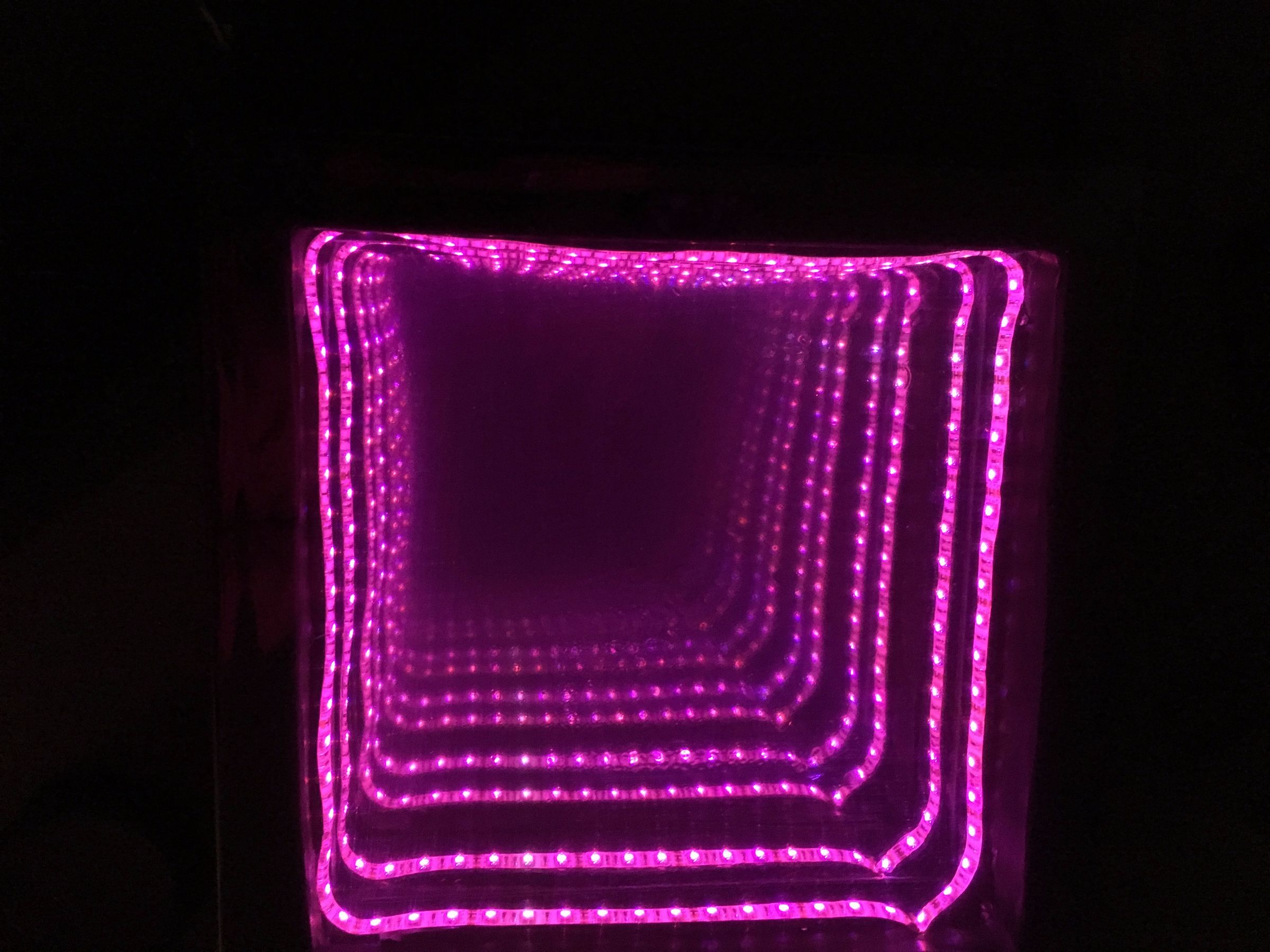 Infinity Mirror : 8 Steps (with Pictures) - Instructables