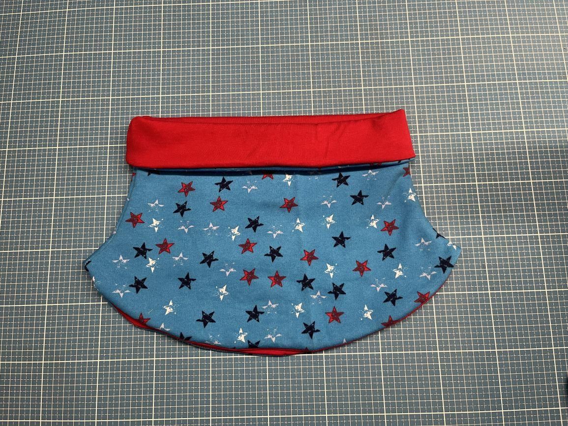 Sew a Cozy Neck Warmer in Less Than One Hour : 10 Steps (with Pictures) - Instructables