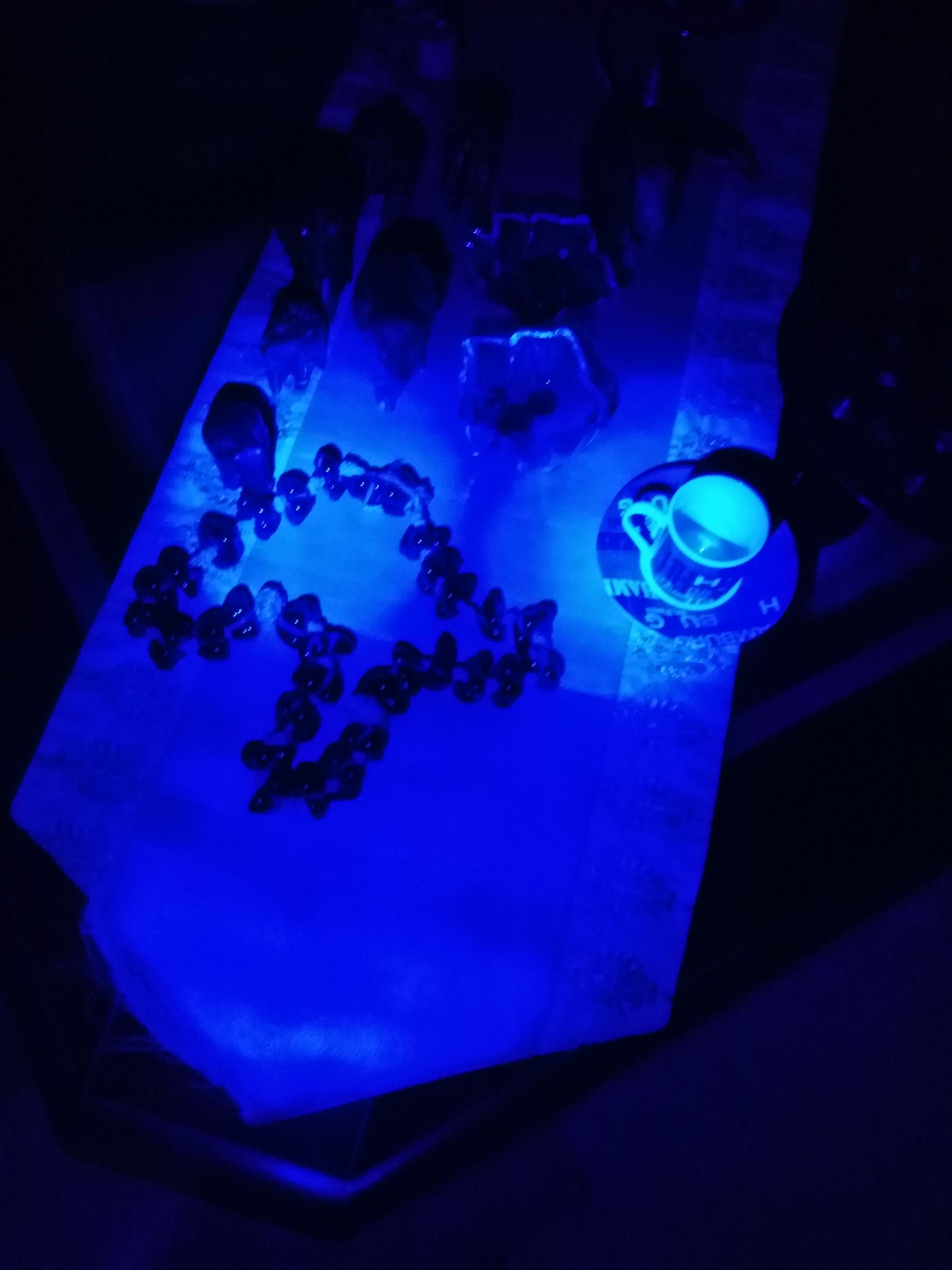 How to Make a L.E.D Flashlight DIY : 6 Steps (with Pictures ...