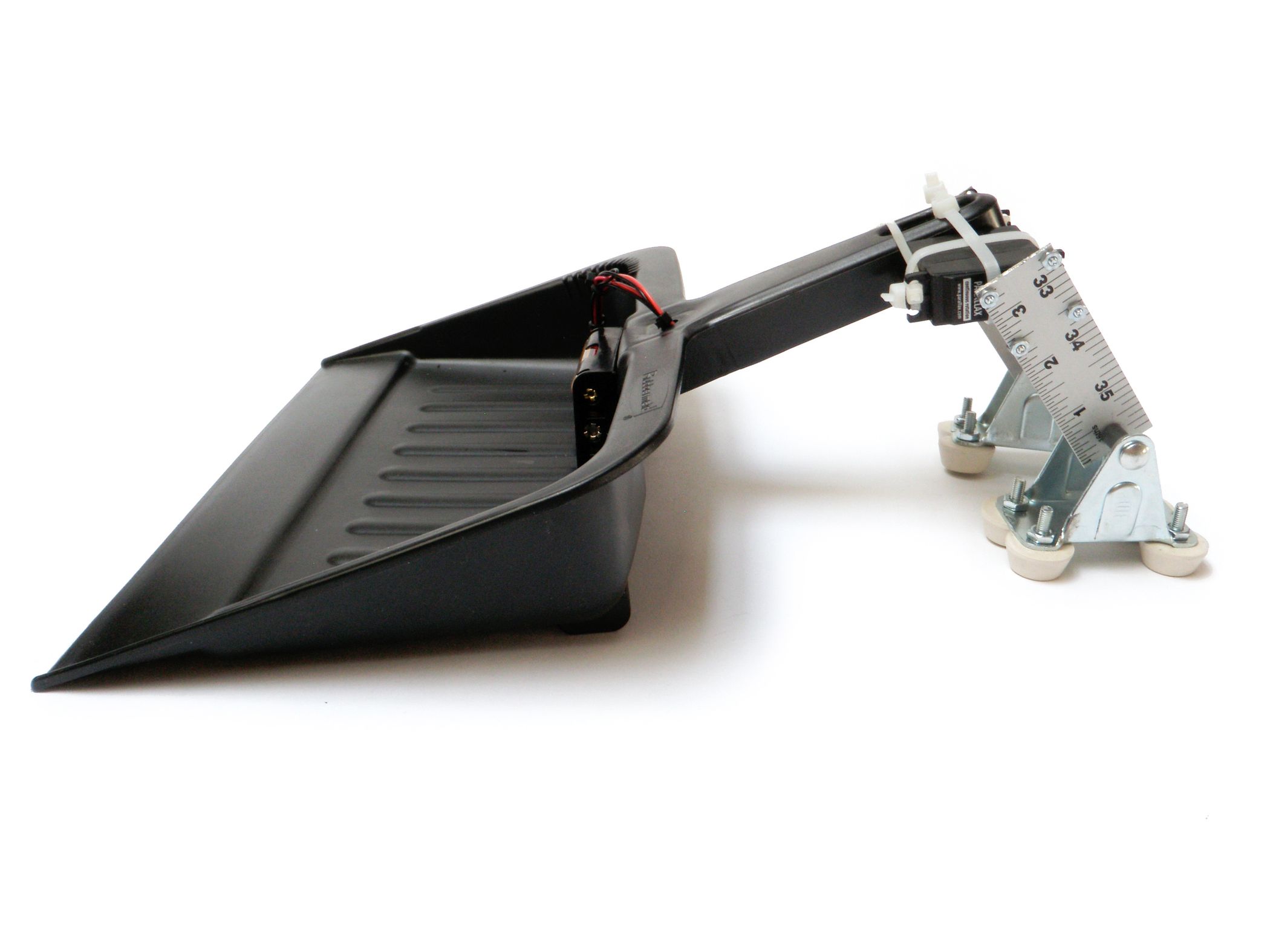 Simple Bots: Scoop : 17 Steps (with Pictures) - Instructables