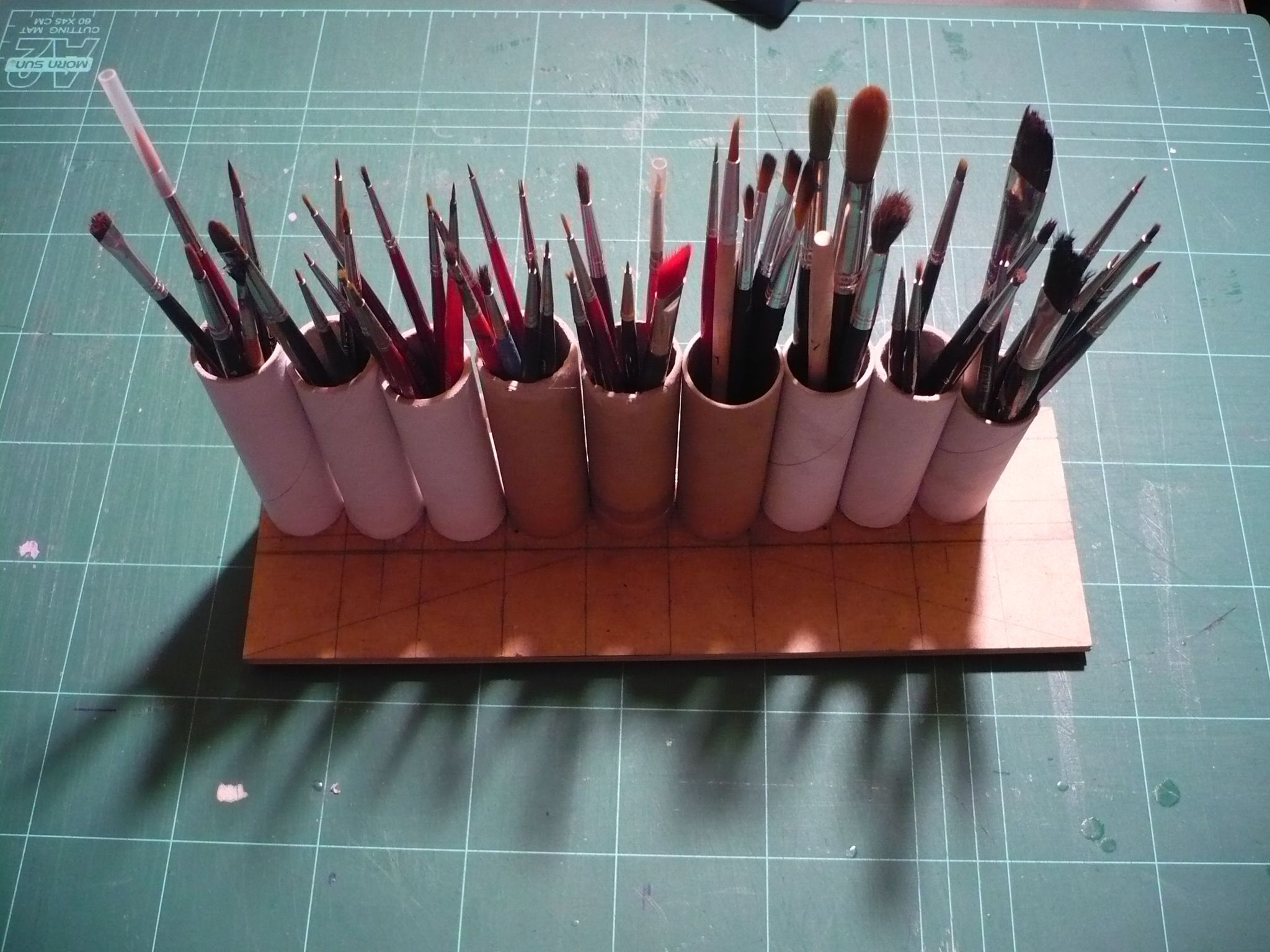 Support for Hobby Brushes, Easy Cheap. - Instructables