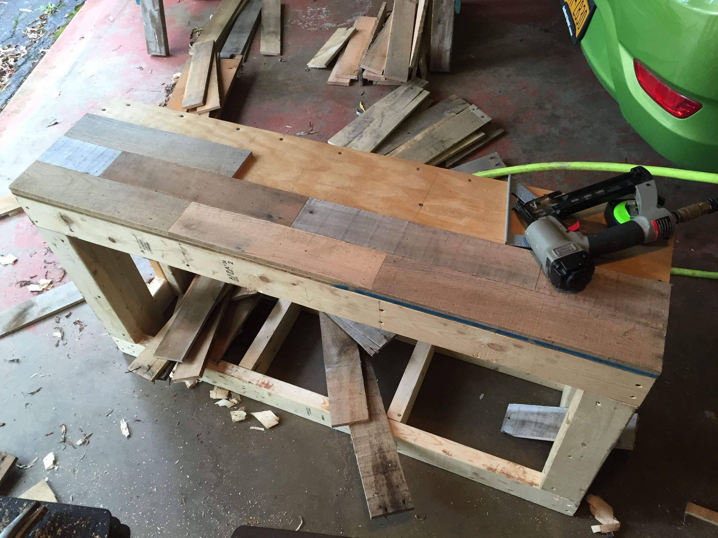 Reclaimed Pallet Fish Tank Stand : 6 Steps (with Pictures) - Instructables