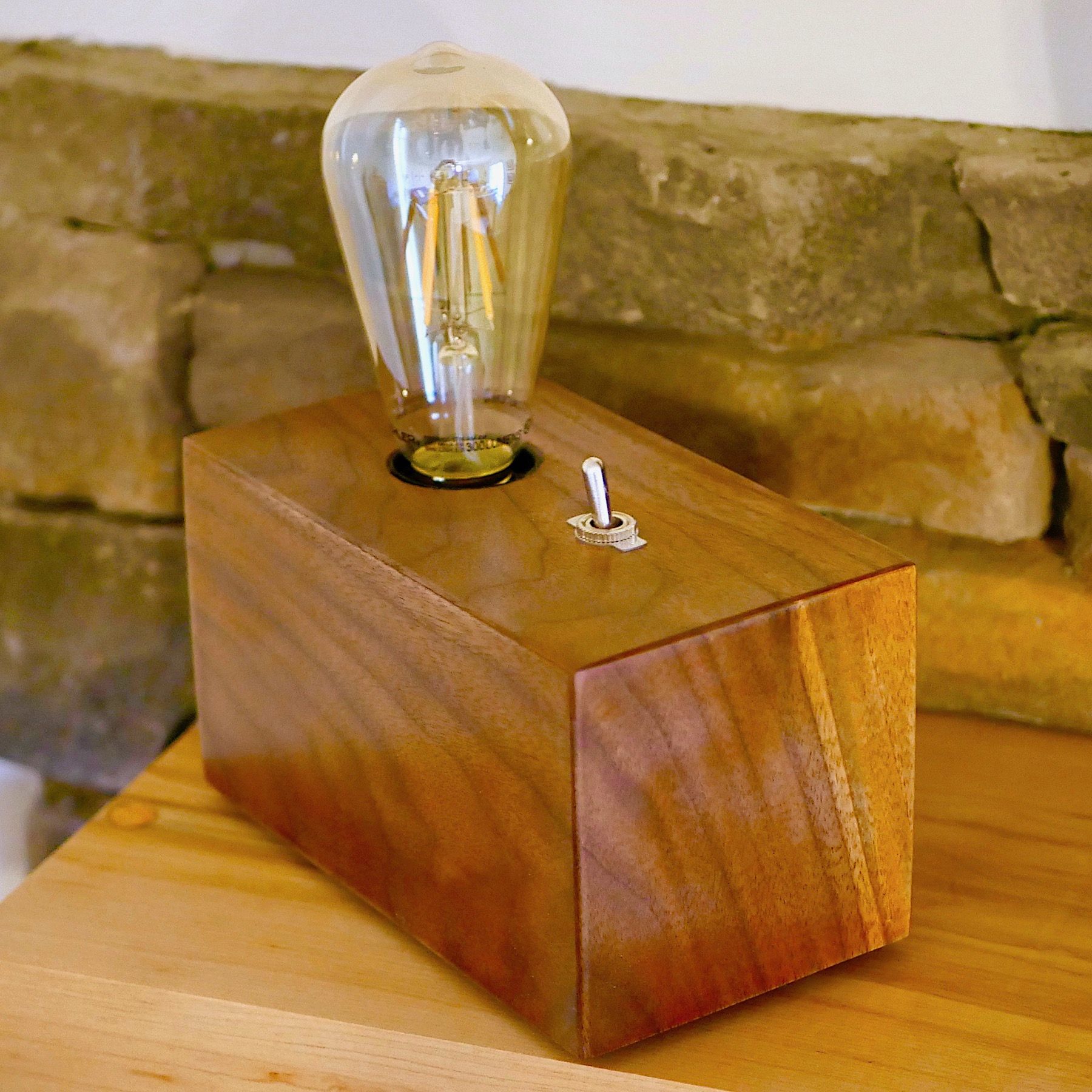Walnut Edison Bulb Lamp DIY : 11 Steps (with Pictures) - Instructables