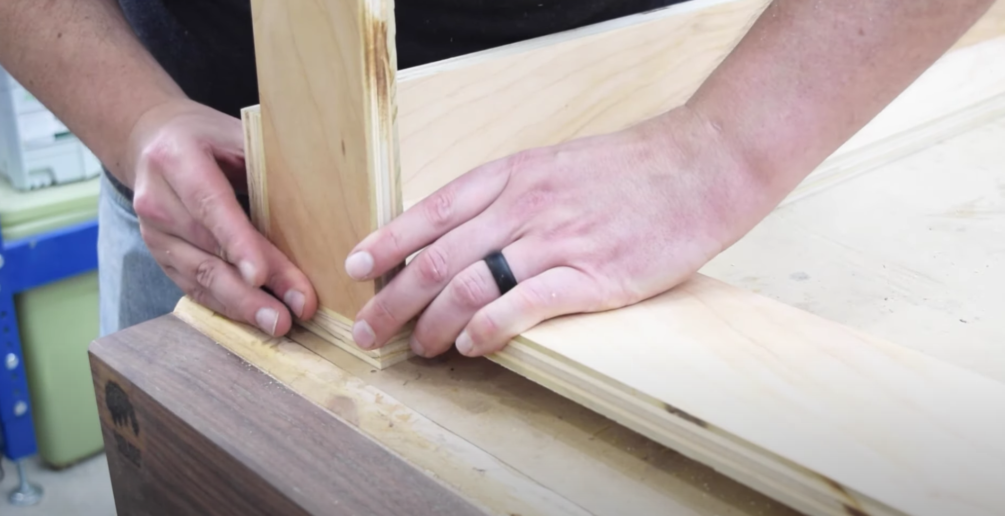 Easy Shop Table : 5 Steps - Instructables