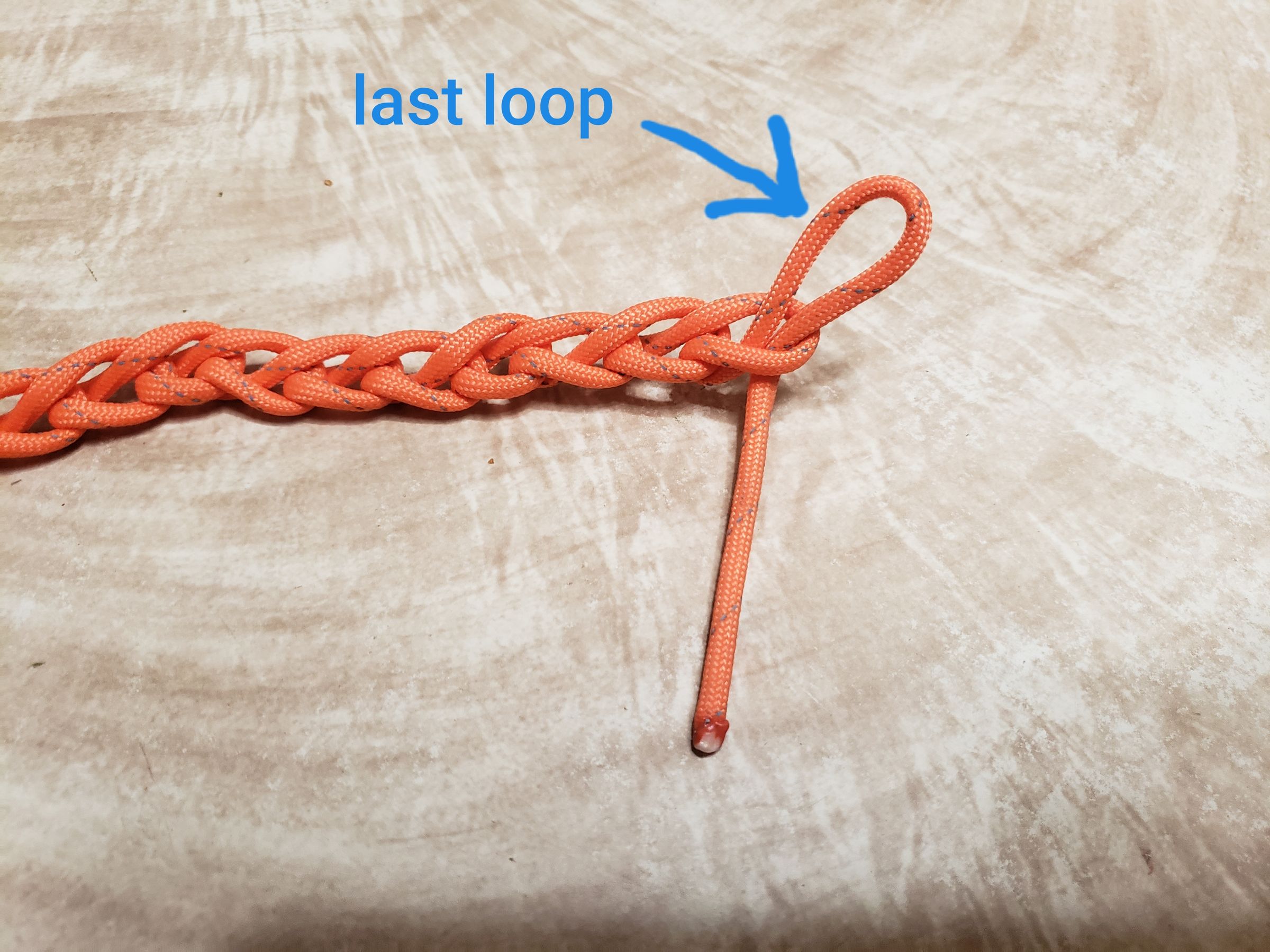 Paracord Daisy Chain : 7 Steps (with Pictures) - Instructables
