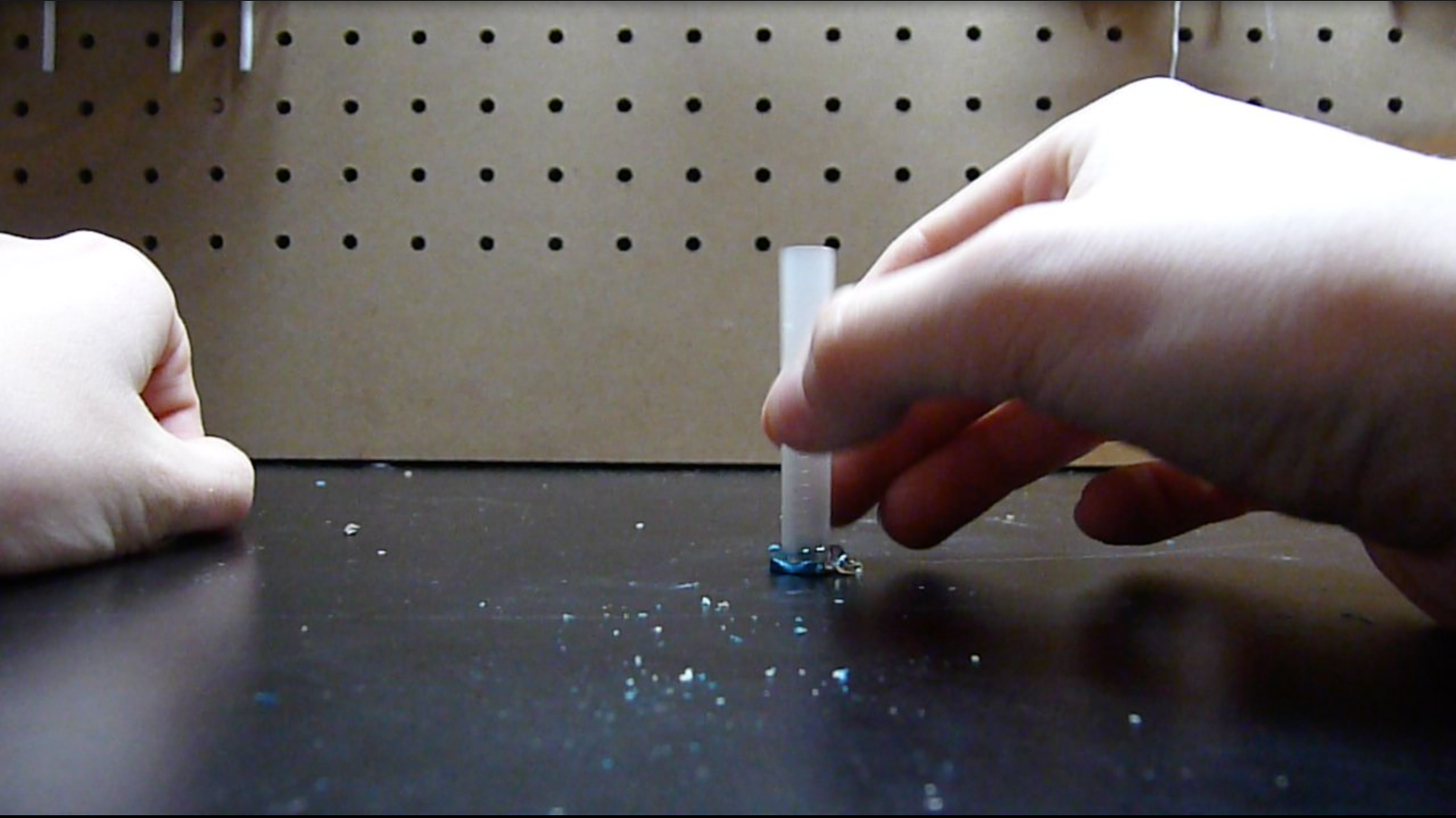 Simple & Easy Spider-Man Web-Shooter : 12 Steps - Instructables