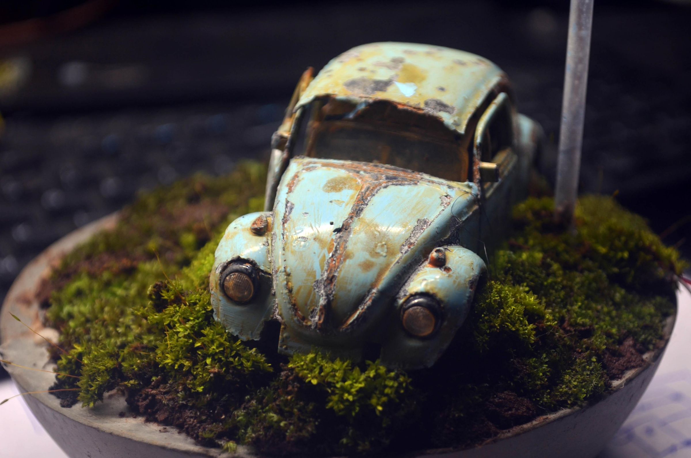 Miniature Version Abandoned Car : 8 Steps (with Pictures) - Instructables