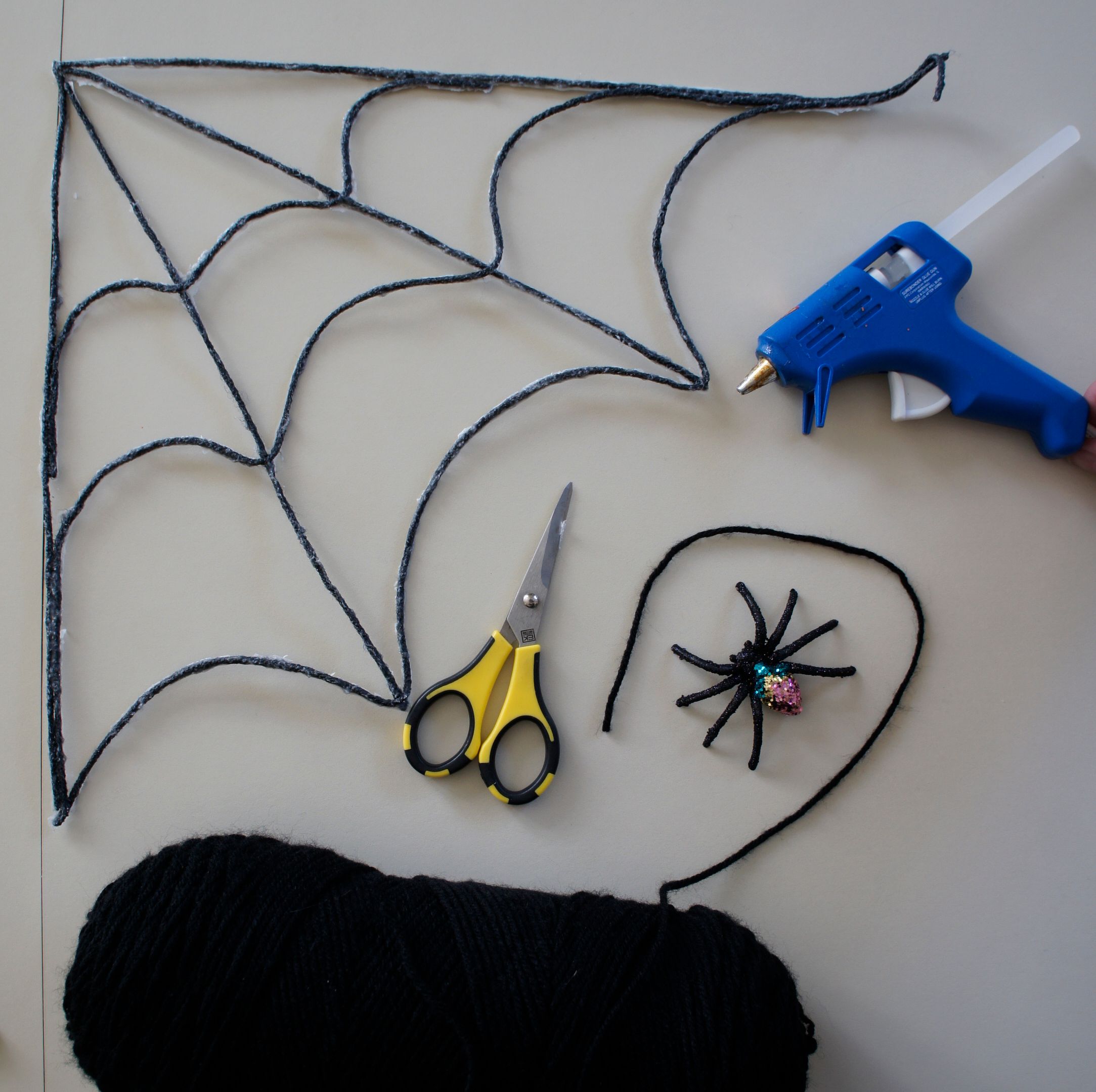 Spinning Spider Webs : 12 Steps (with Pictures) - Instructables