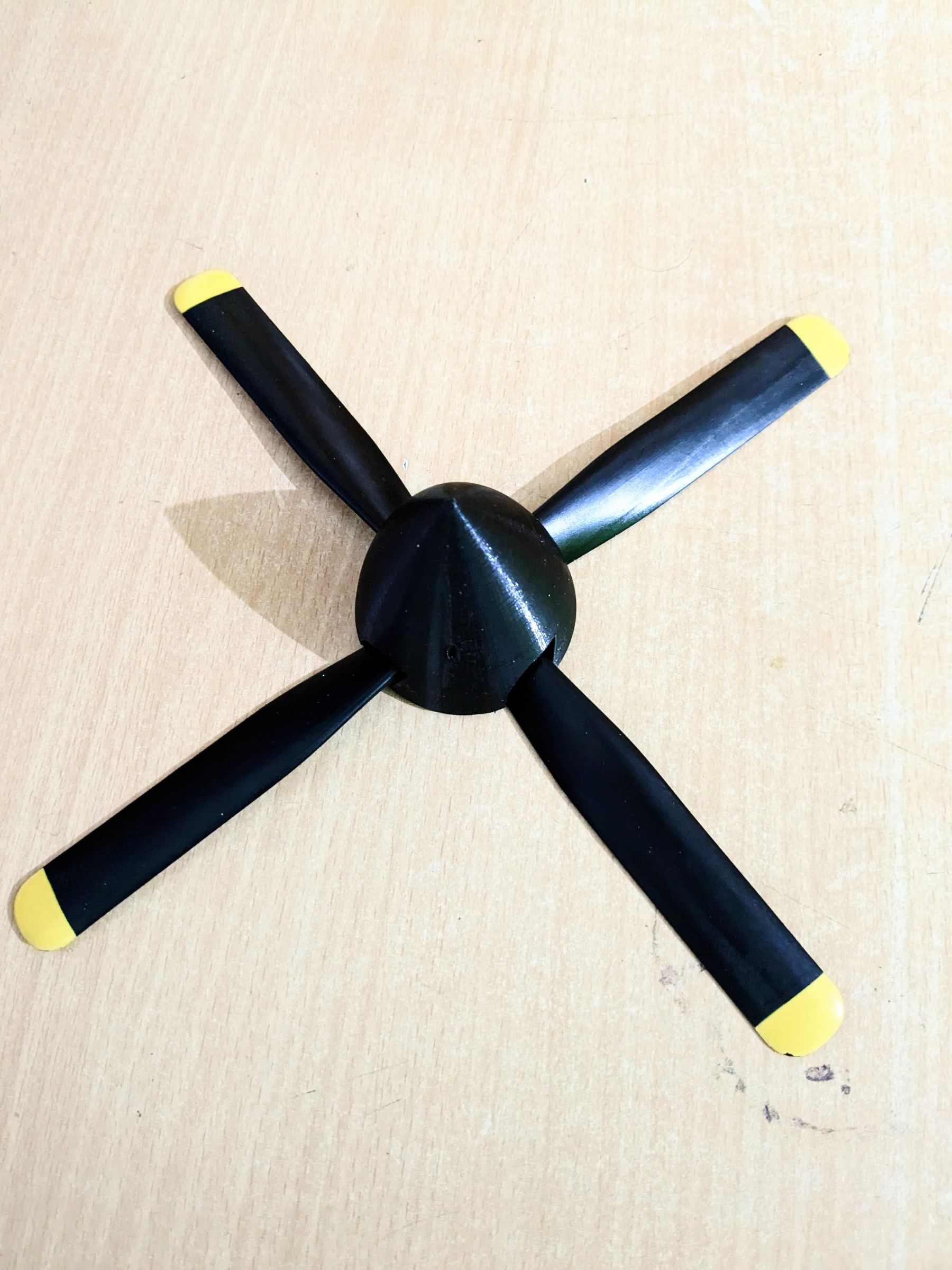 How to Make a Four Prop 3D Printed Spinner for Your RC Plane With ...