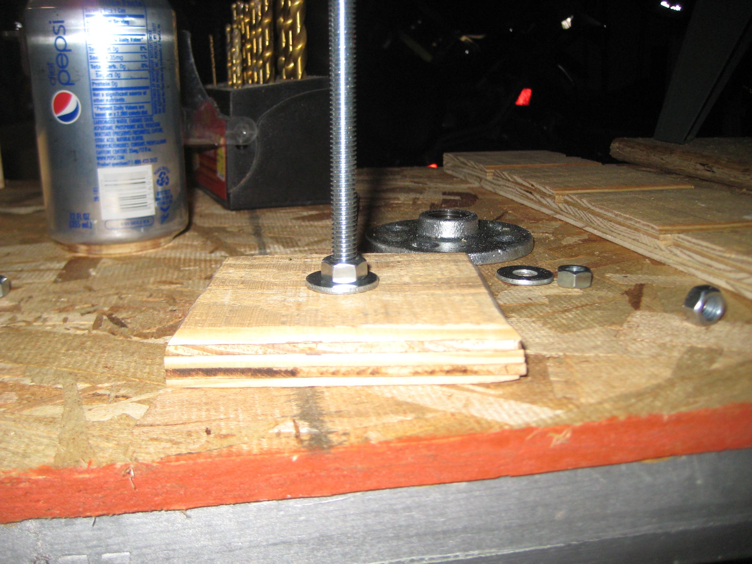 Plunge Router Table Fine Height Adjust : 5 Steps - Instructables