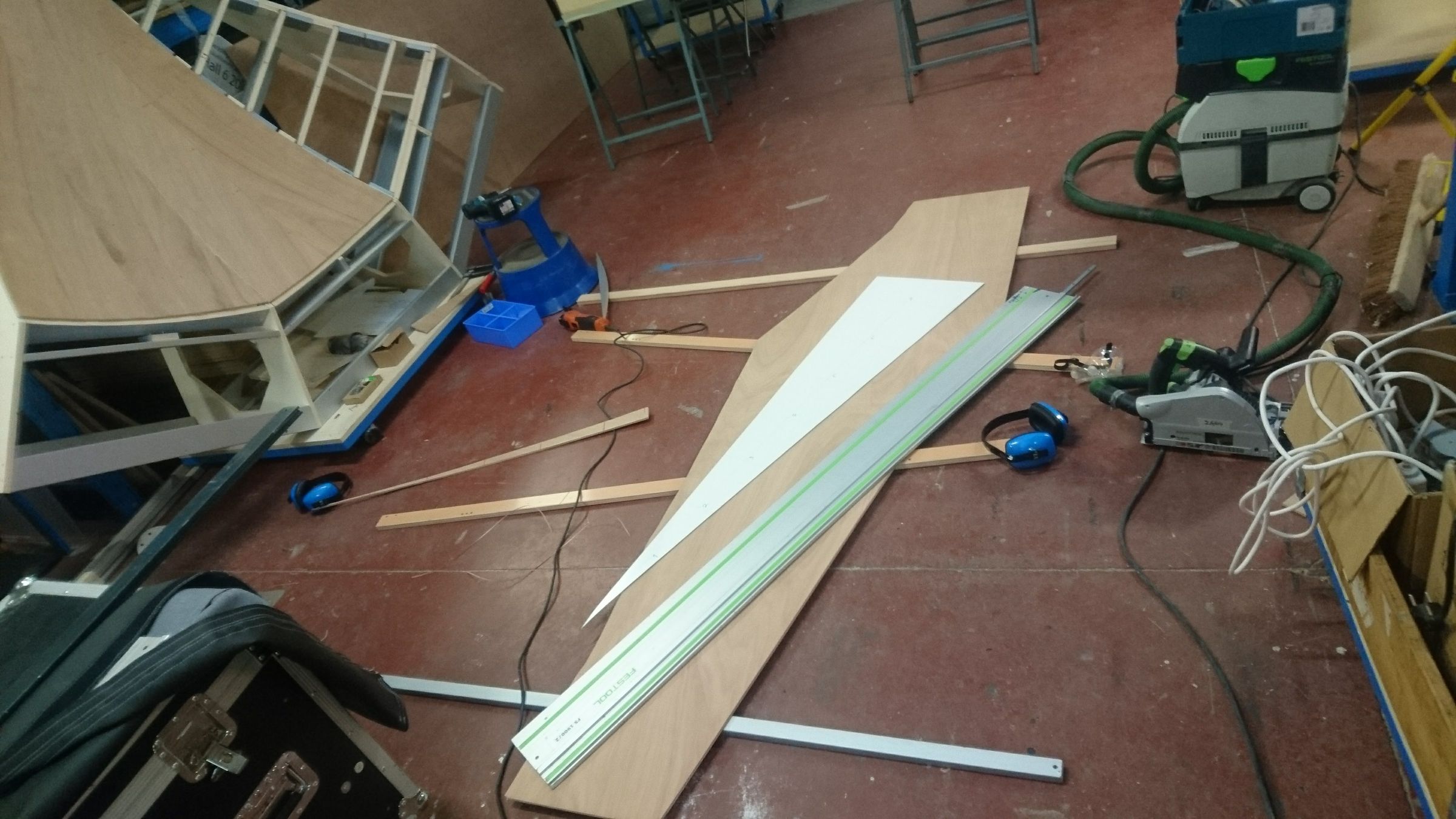 Wooden Skate Pool : 14 Steps - Instructables