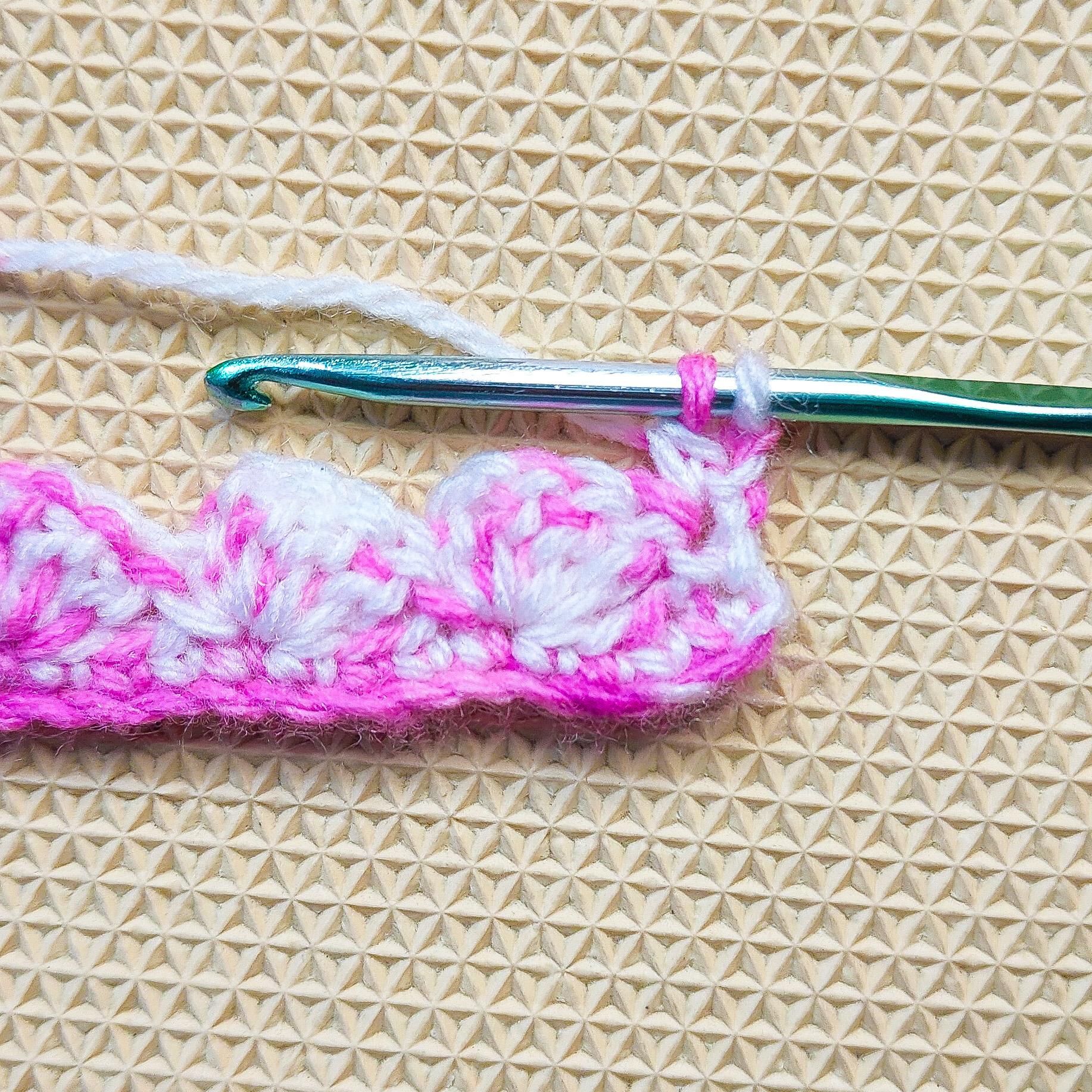 Easiest One Row Repeat Crochet Scarf Pattern : 6 Steps (with Pictures ...