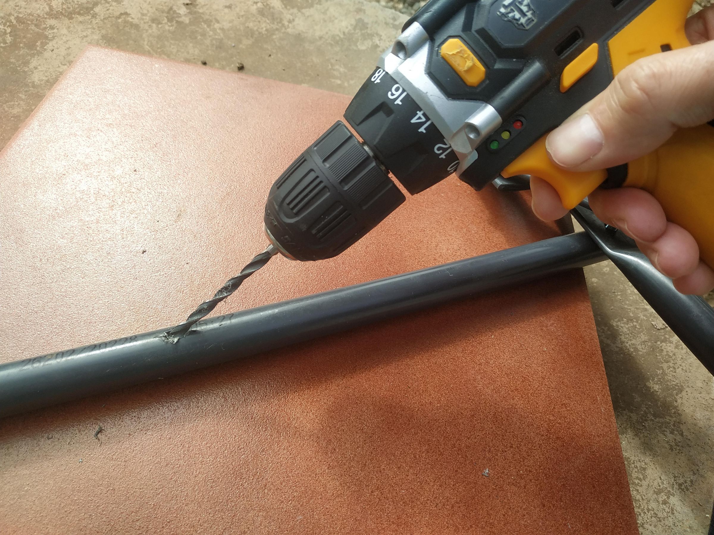 Dr. Sixtopus: a PVC Exoskeleton for Kids : 6 Steps (with Pictures ...