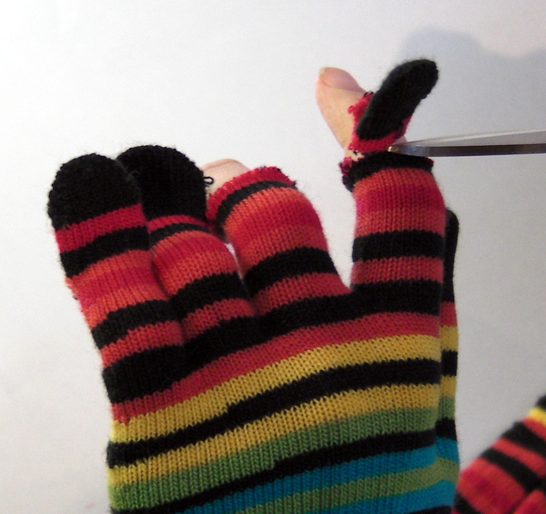 Easy Fingerless Gloves : 7 Steps - Instructables