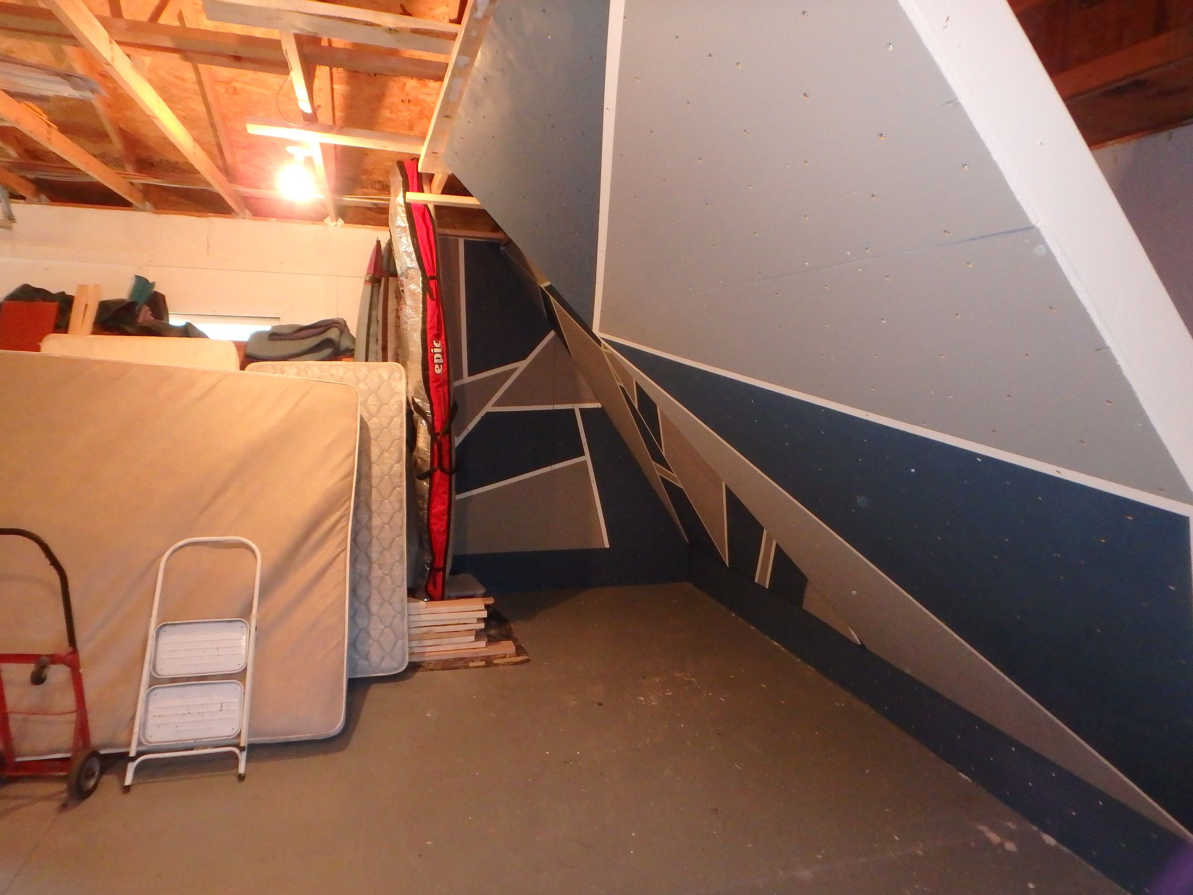 Home Bouldering Wall (Woody) : 11 Steps (with Pictures) - Instructables