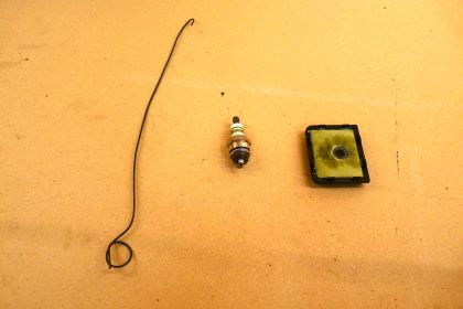How to Tune Up a Two Cycle Engine : 4 Steps - Instructables