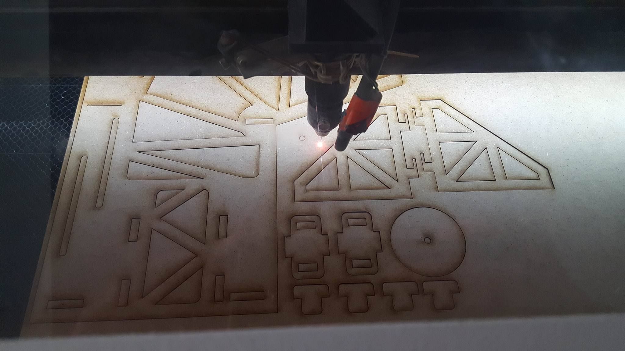 Hydraulic Crane (Syringes) : 4 Steps - Instructables