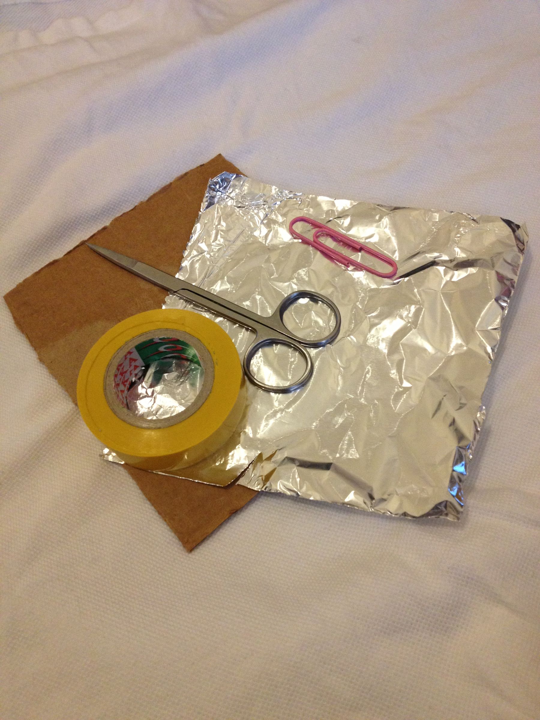 How to Make an Electroscope Easily : 12 Steps - Instructables