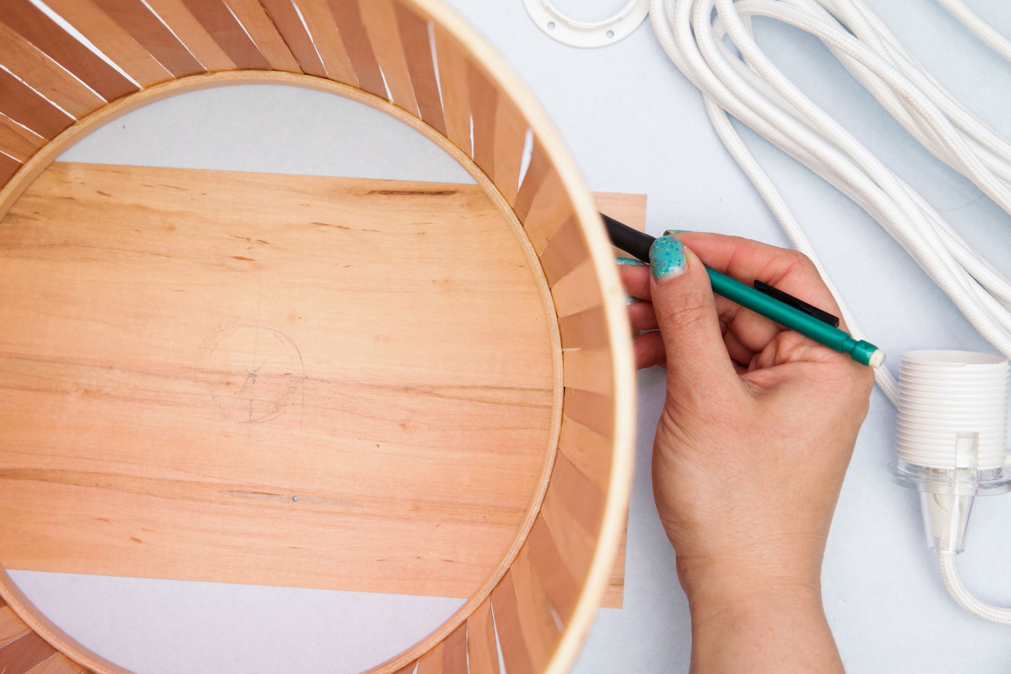 Pendant Lamp From Embroidery Hoops : 3 Steps (with Pictures ...