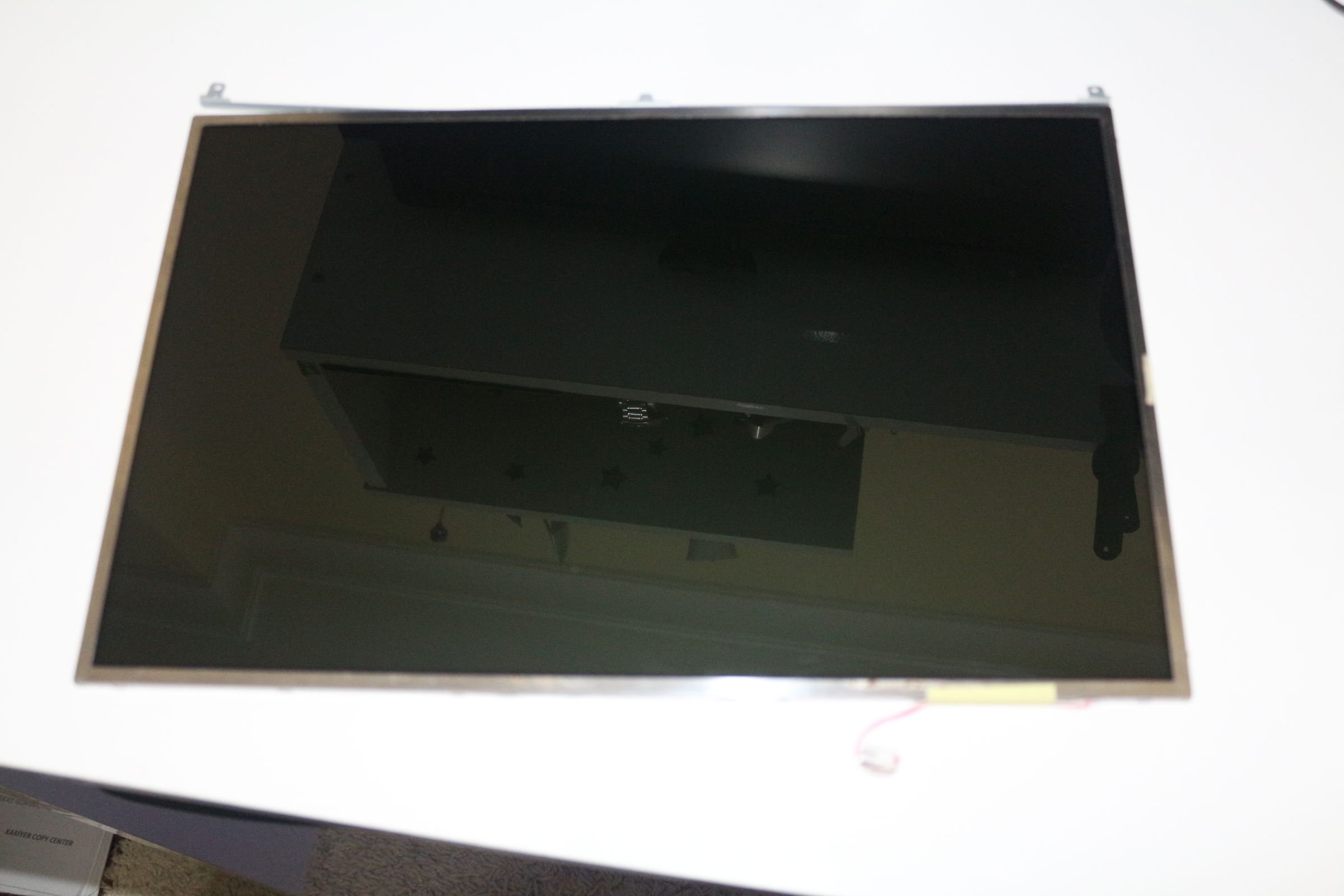 Frame for an Old Laptop LCD : 10 Steps - Instructables