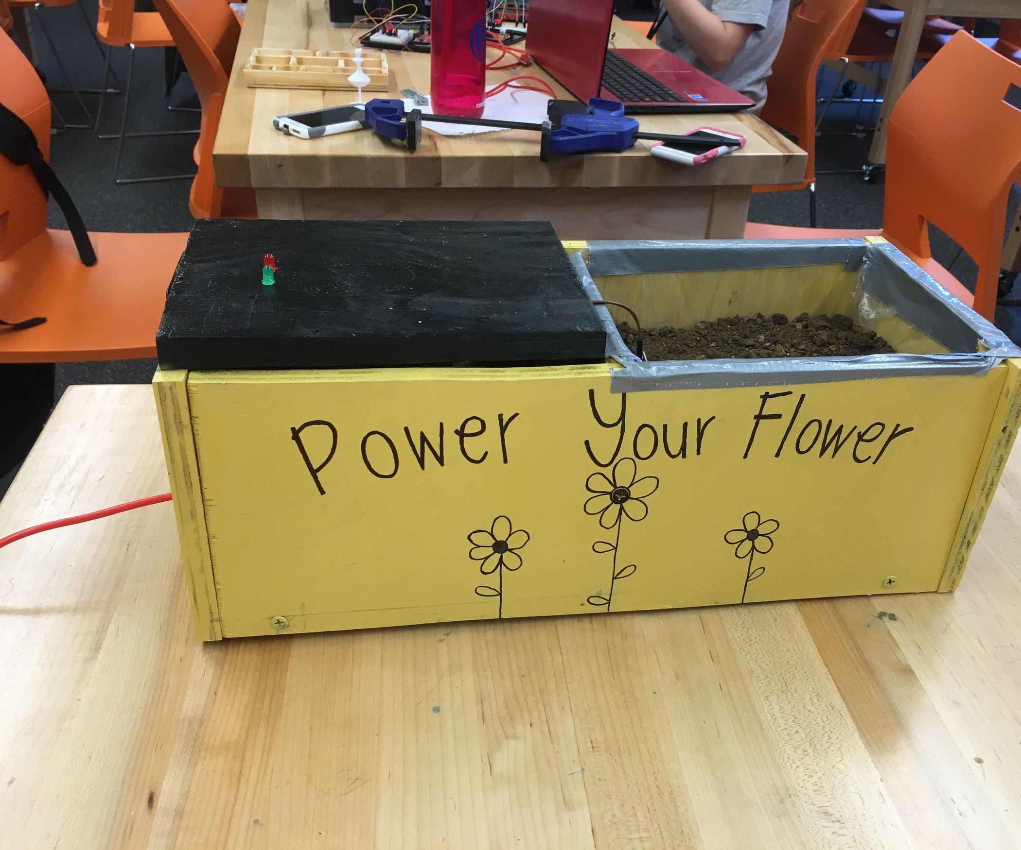 Power Your Flower : 4 Steps - Instructables