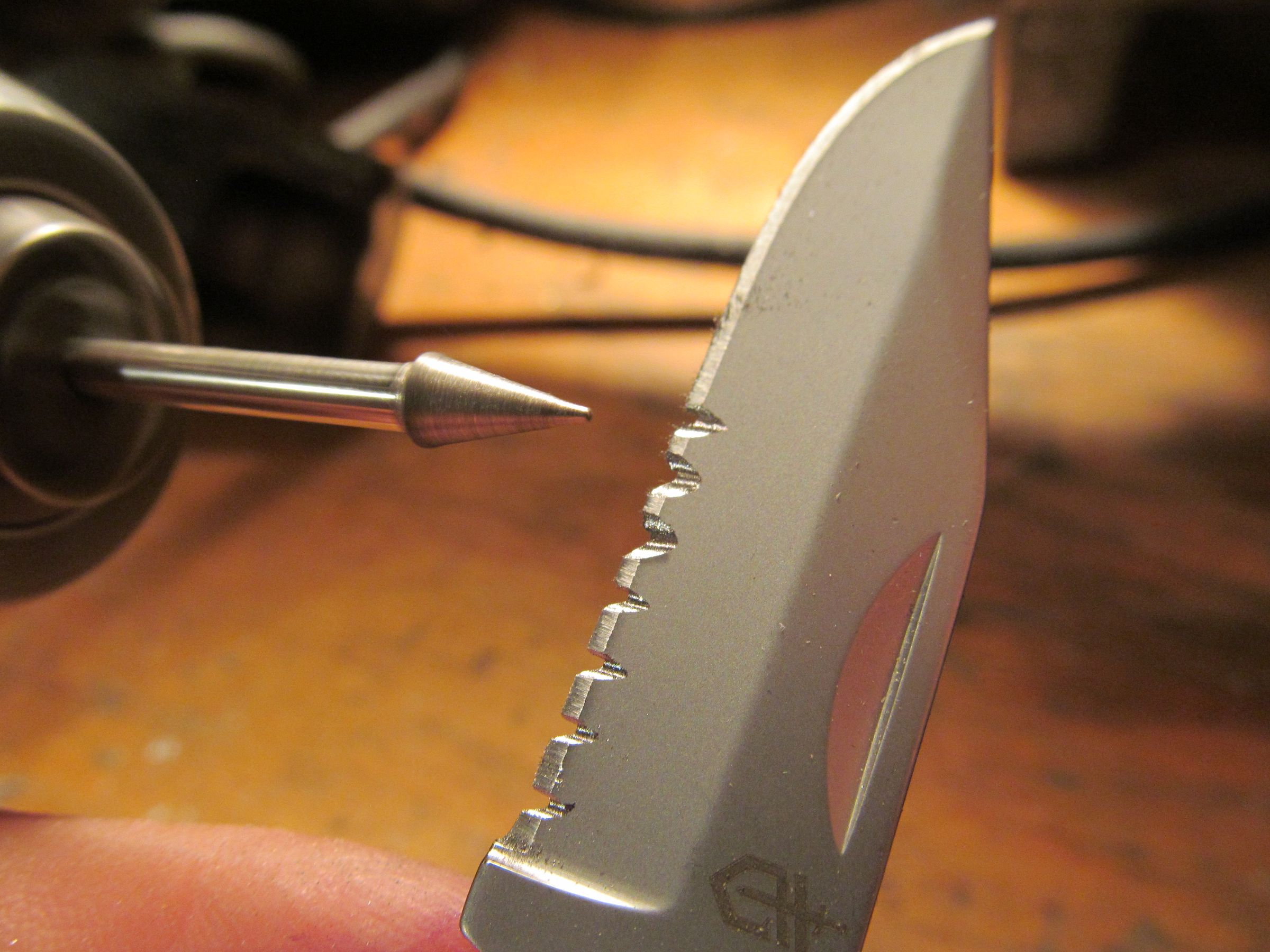 Add Serrations to a Pocket Knife : 4 Steps (with Pictures) - Instructables