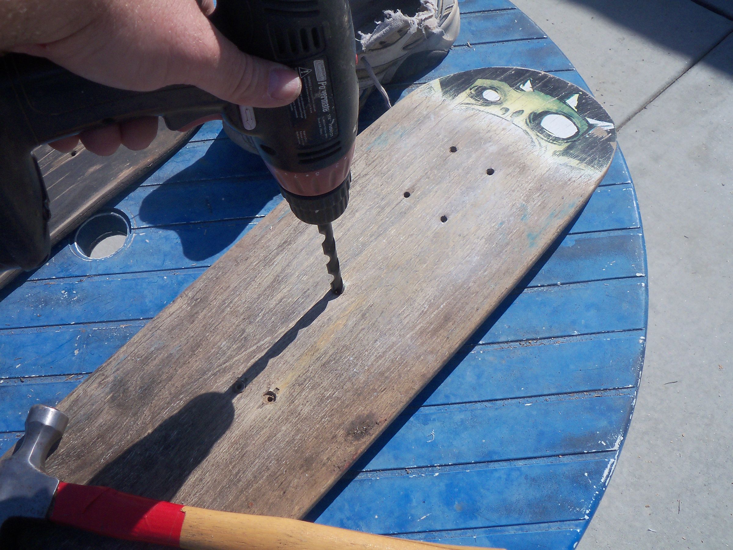 Make Grass Skis From Old Skateboards : 5 Steps (with Pictures ...