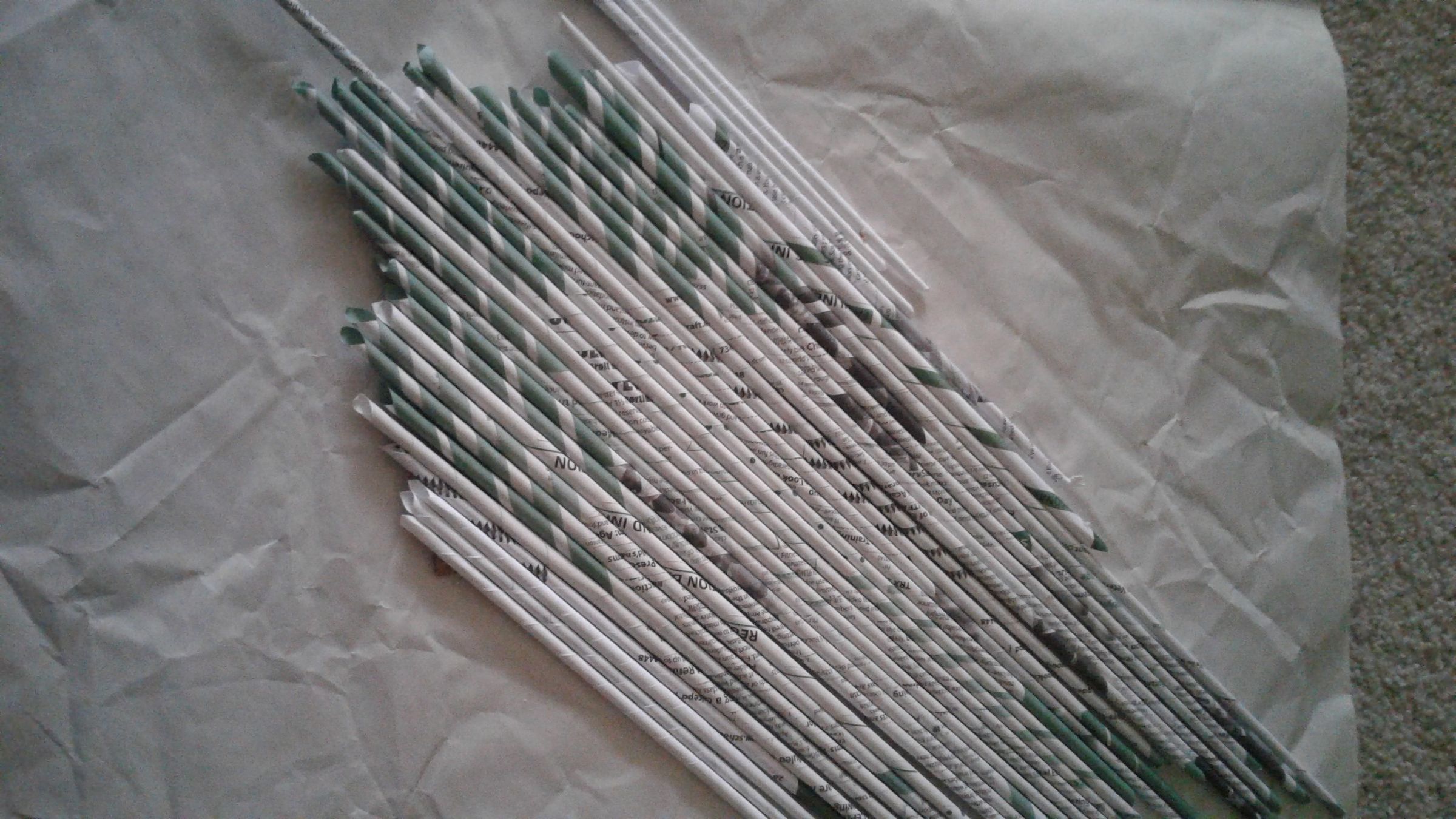 How to Make Newspaper Wall Hanging /DIY Wall Hanging With Newspaper ...