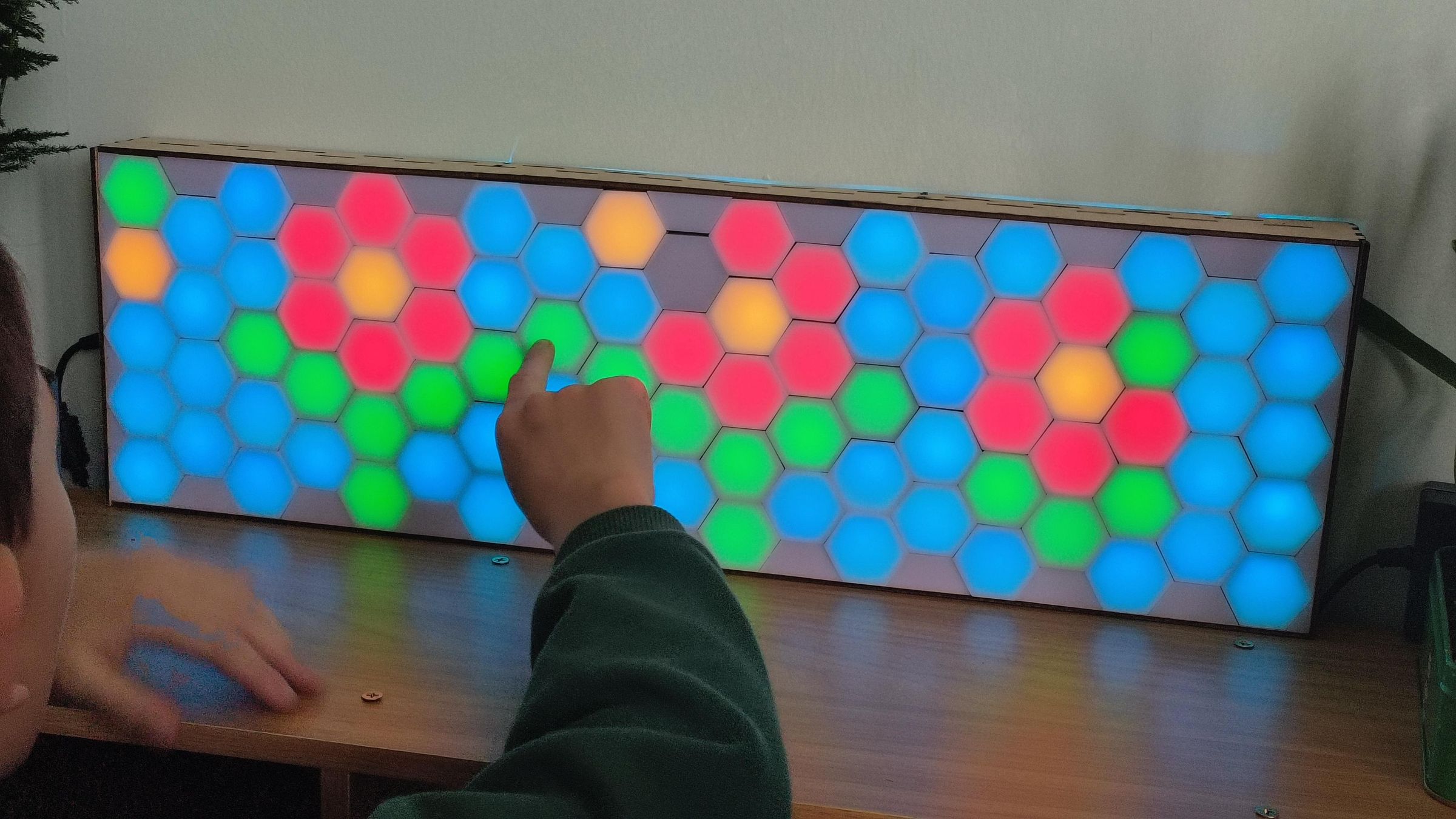 INTERACTIVE LED WALL & CLOCK! : 8 Steps (with Pictures) - Instructables