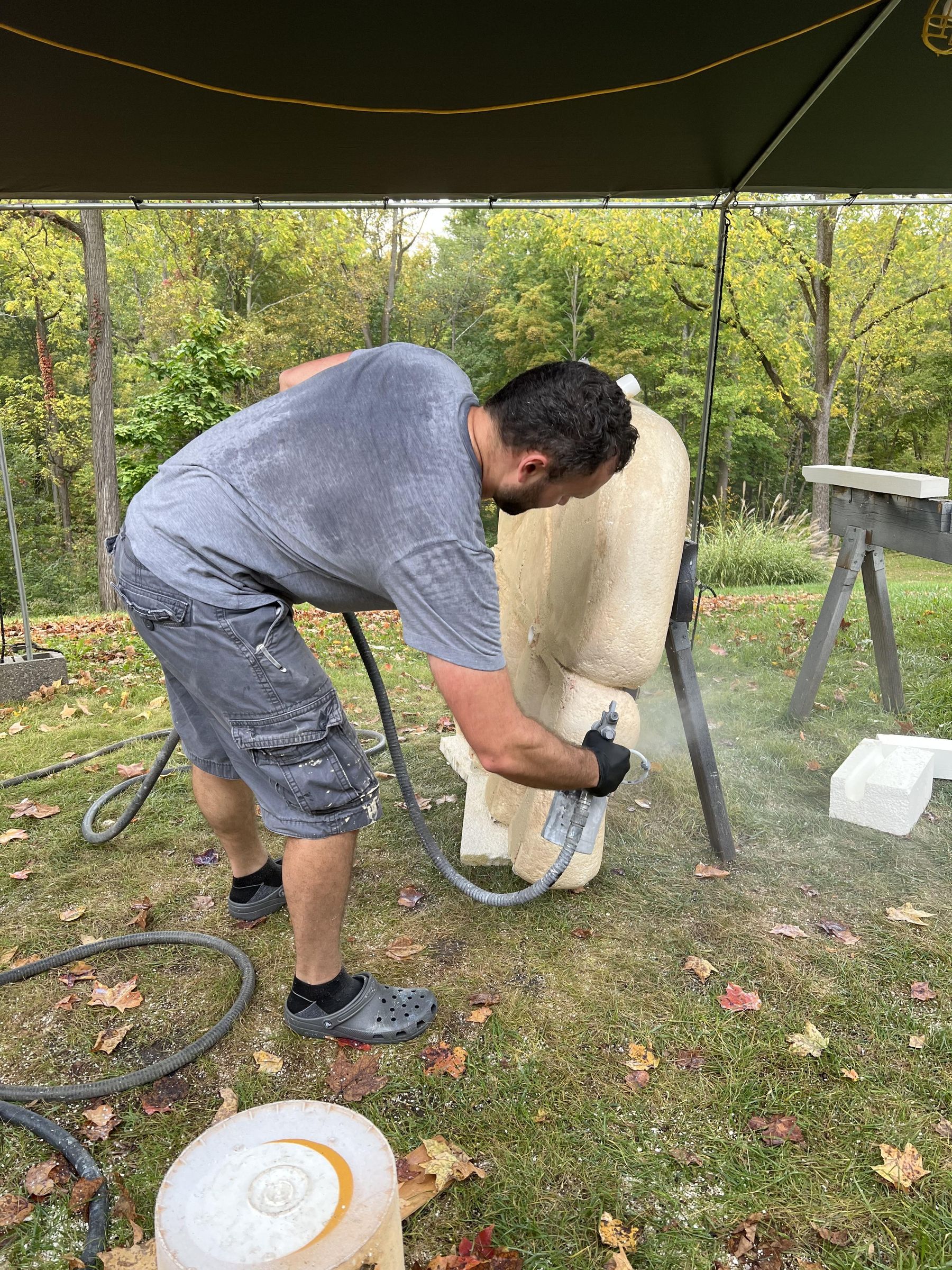 Over Sized Skeleton Breaking Out of My Home : 11 Steps (with Pictures ...