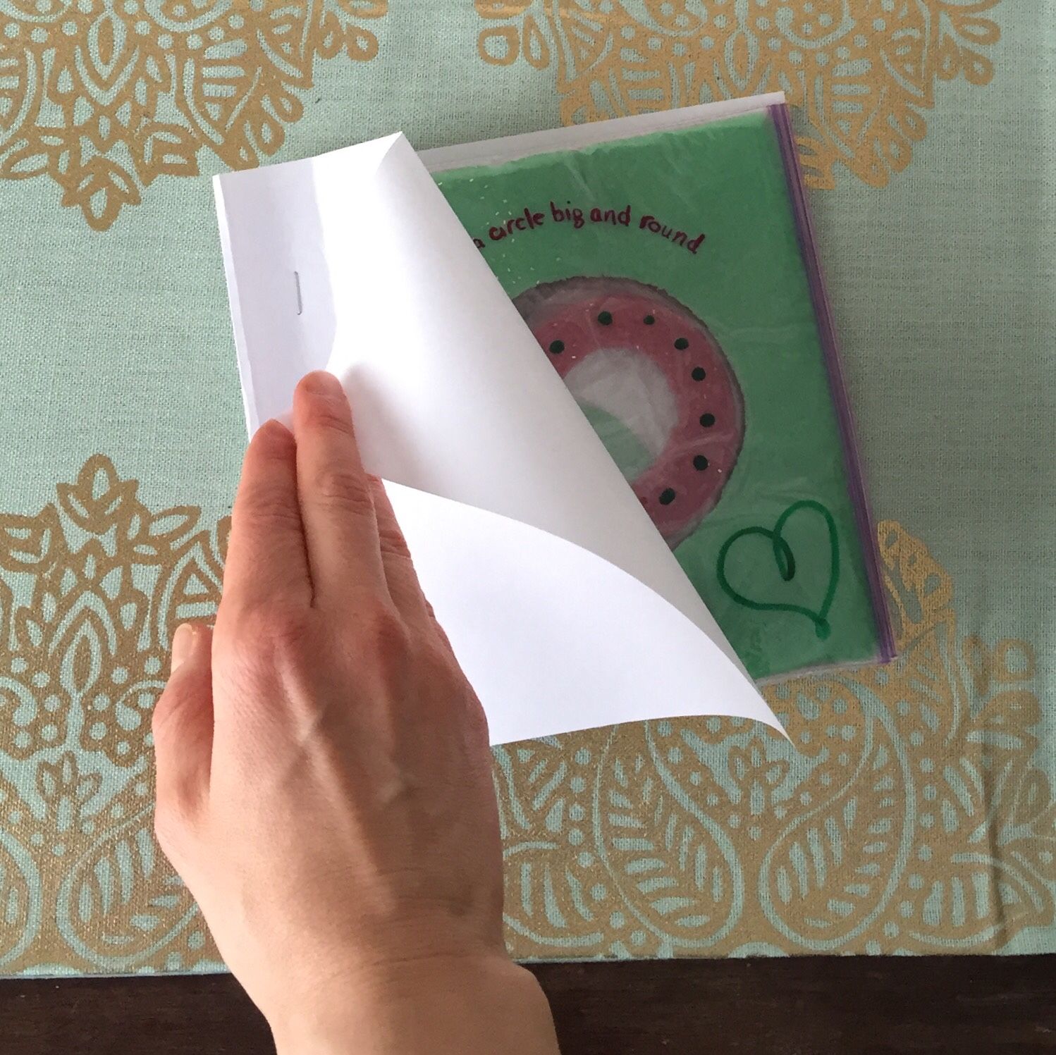 Valentine Play-Doh Book : 8 Steps - Instructables