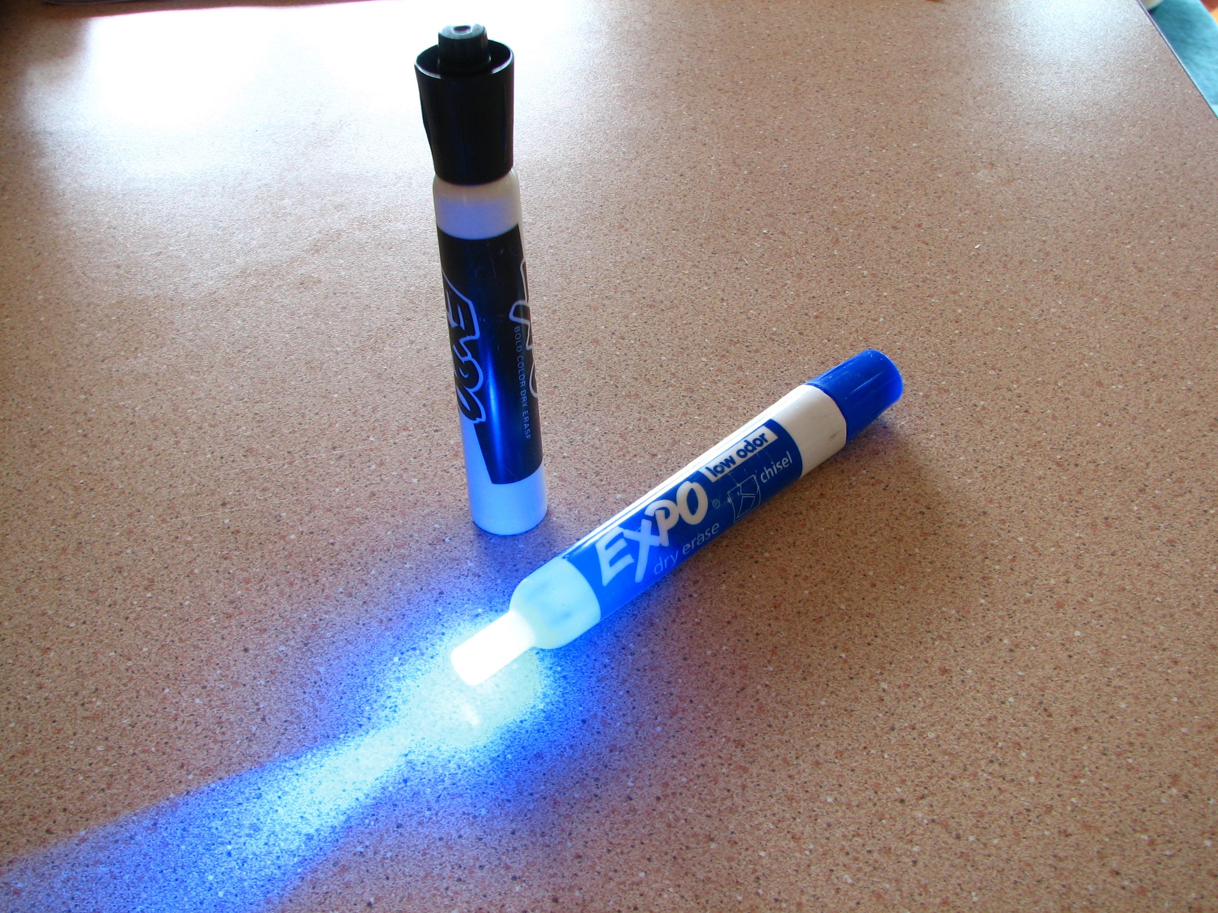 Expo-marker Flashlight! : 5 Steps - Instructables