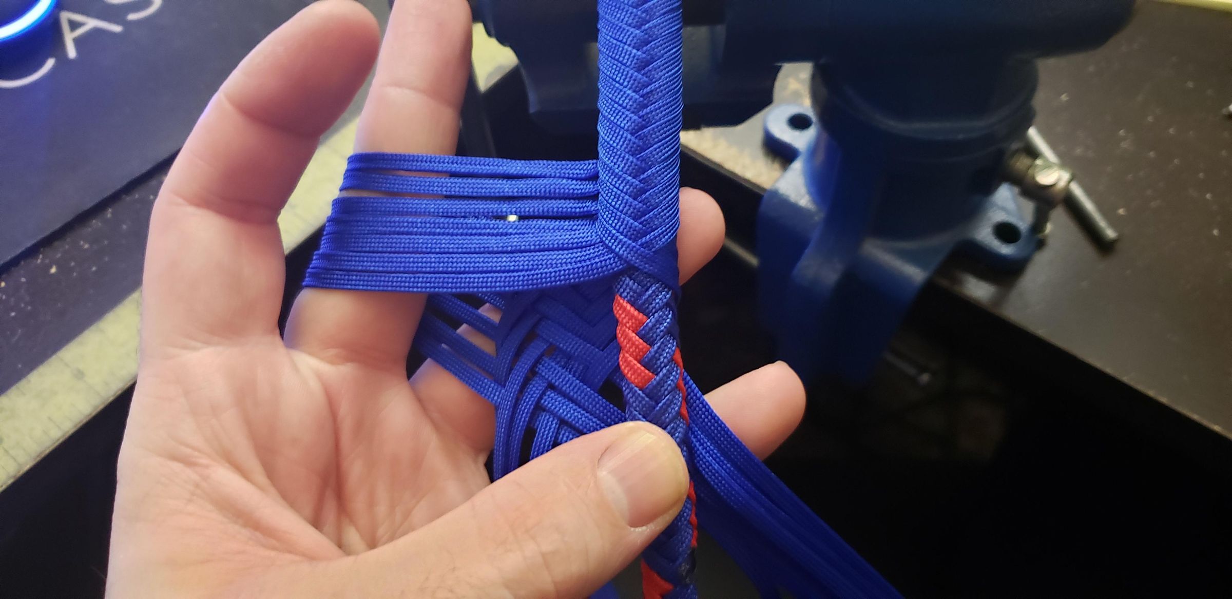 Tygra's Bolo-Whip With Paracord in 16 Plait : 9 Steps (with Pictures ...