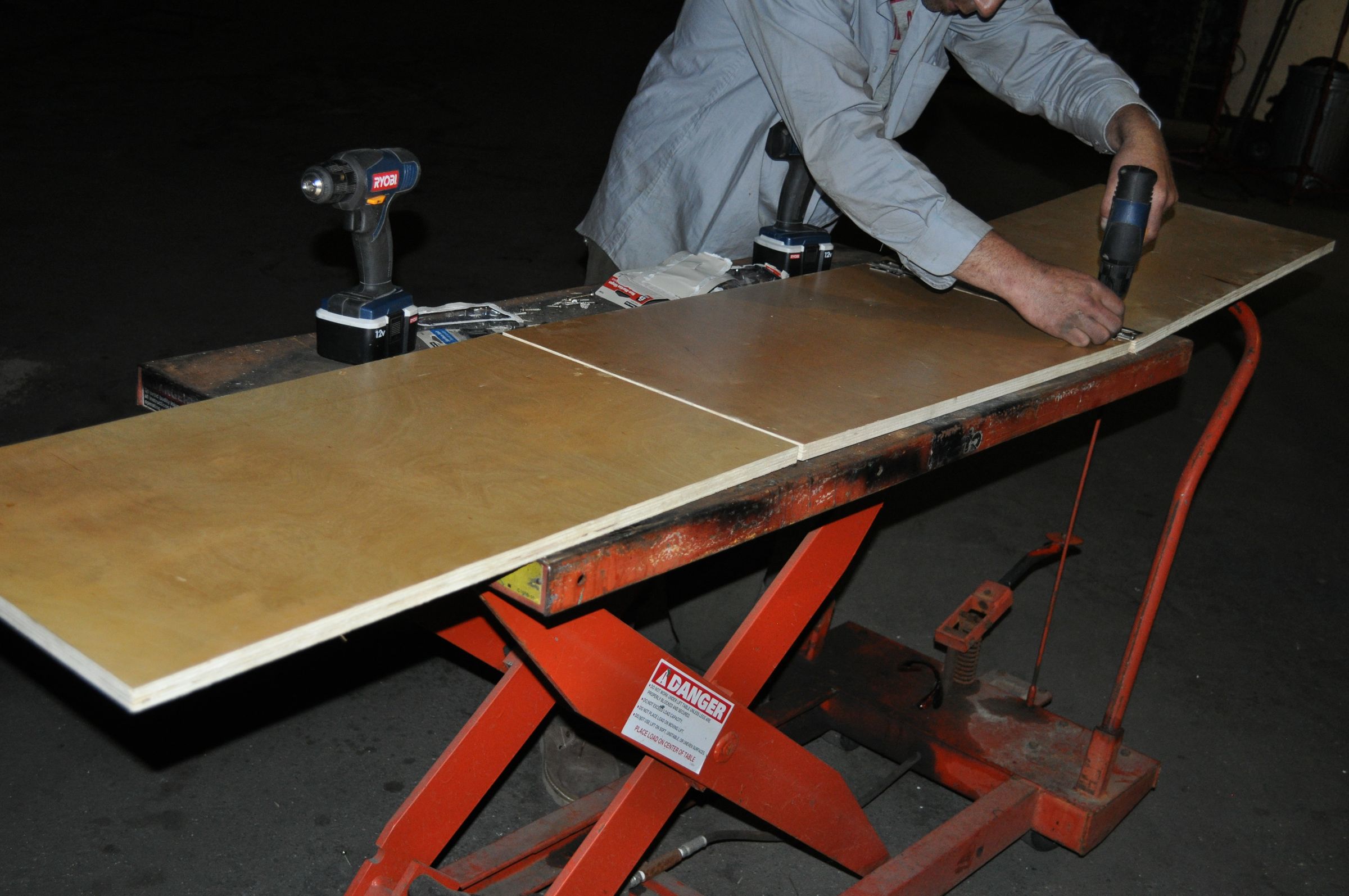 Making a Collapsible Dog Ramp for a Houseboat : 4 Steps - Instructables