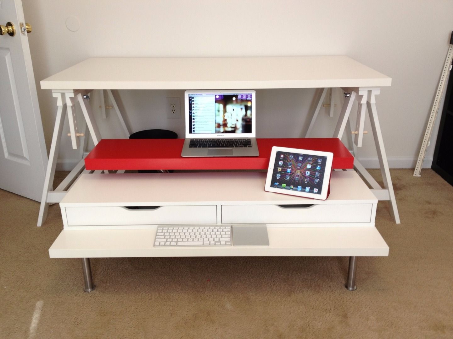 Iron Pipe Standing Desk : 5 Steps (with Pictures) - Instructables