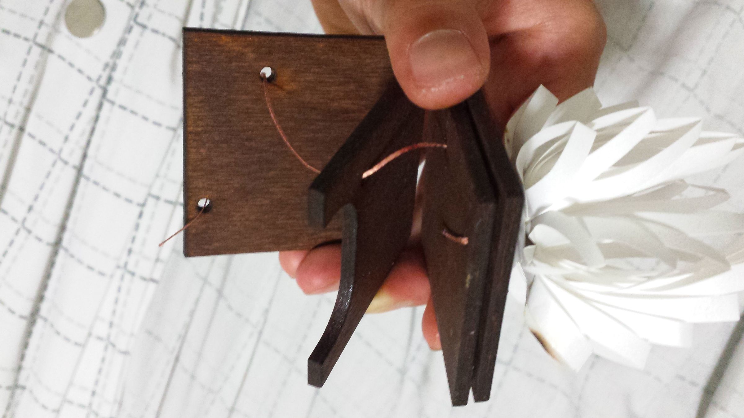 3D Quilling: LED Lamp : 12 Steps (with Pictures) - Instructables