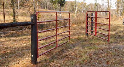How to Hang a Farm Gate/Fence : 11 Steps (with Pictures) - Instructables