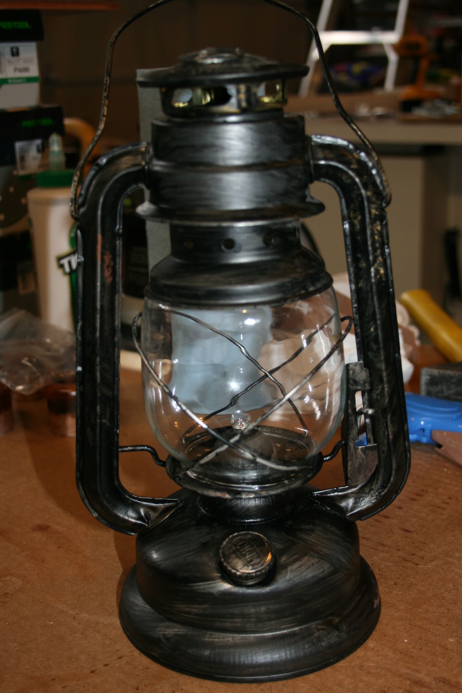 Haunted Walkway Lantern Posts : 7 Steps (with Pictures) - Instructables