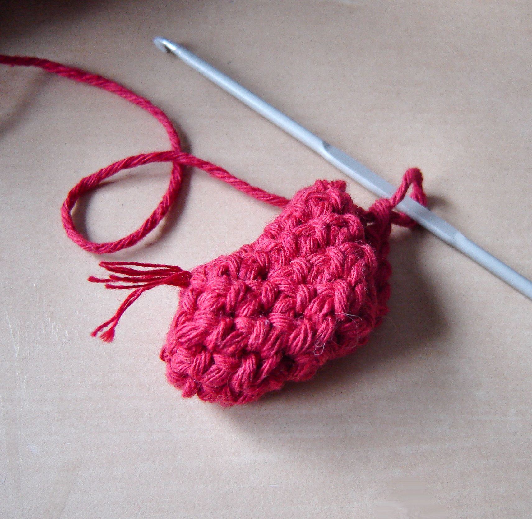 Crochet Dragon - Smaug From the Hobbit : 12 Steps (with Pictures ...