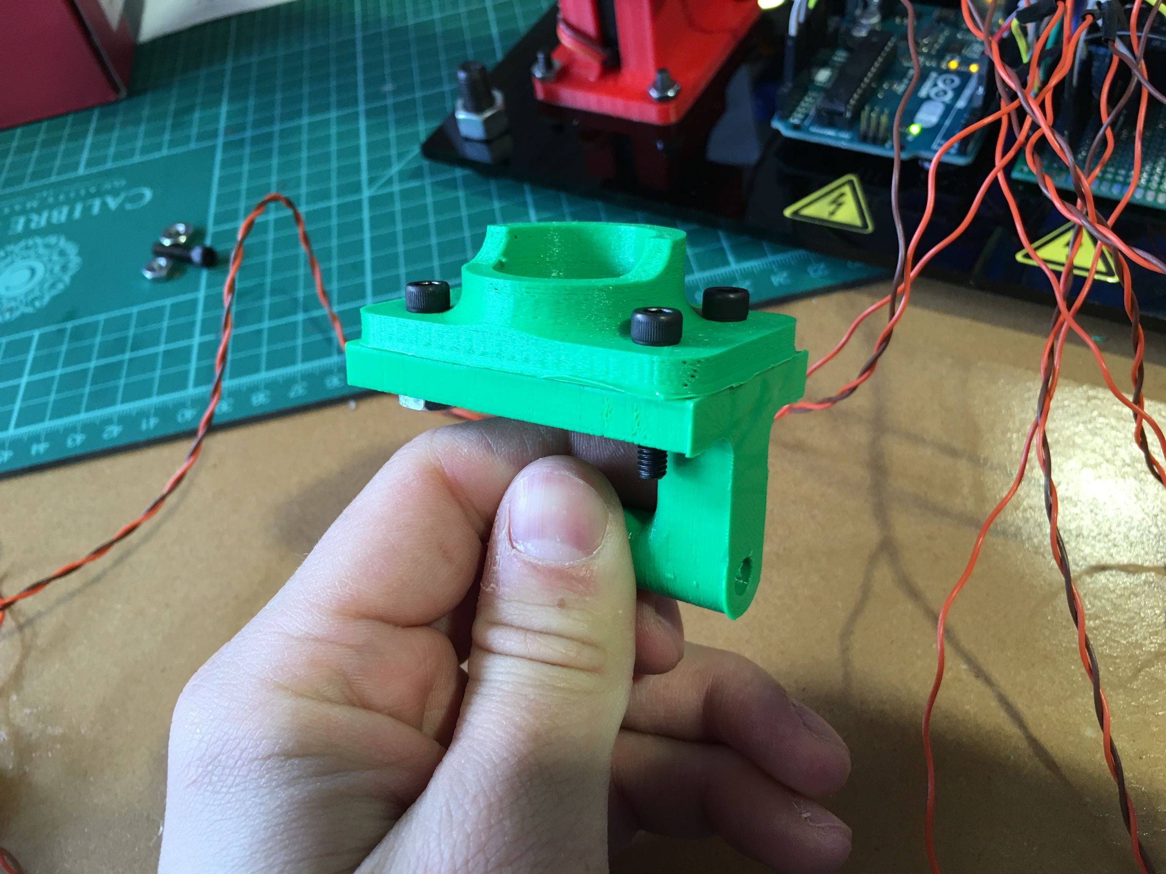 3D Printed Motion Replicator & Recorder Robot Arm for Hot Summer Days ...