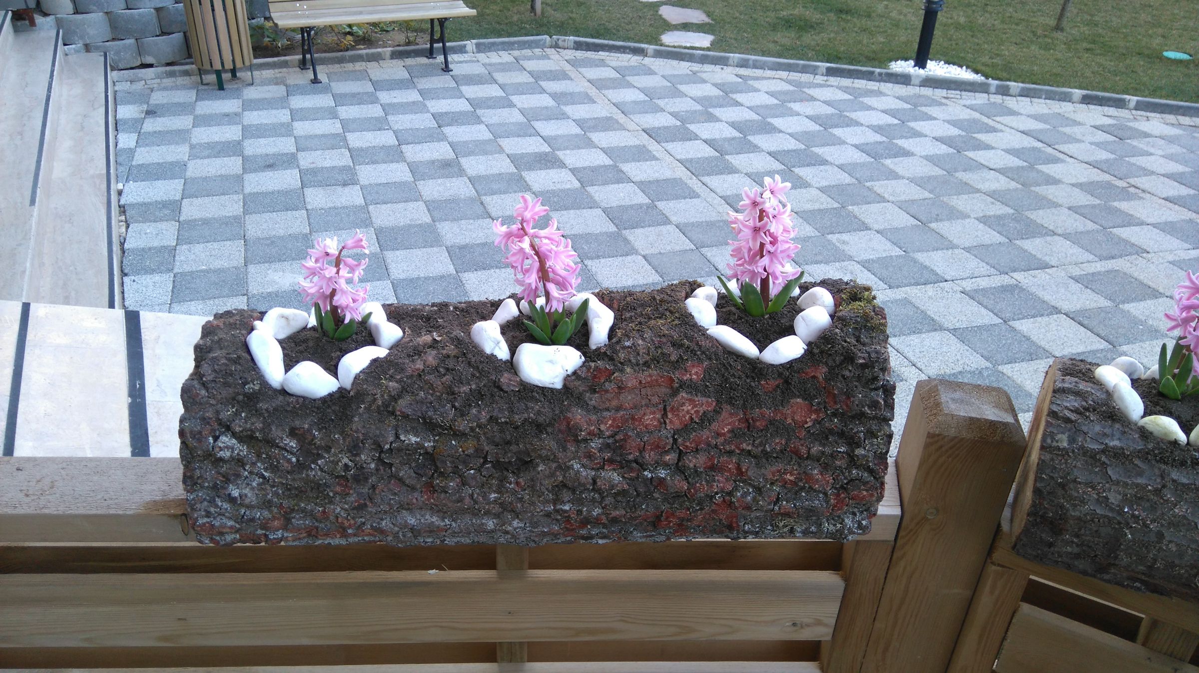 Log Flower Pot - Instructables