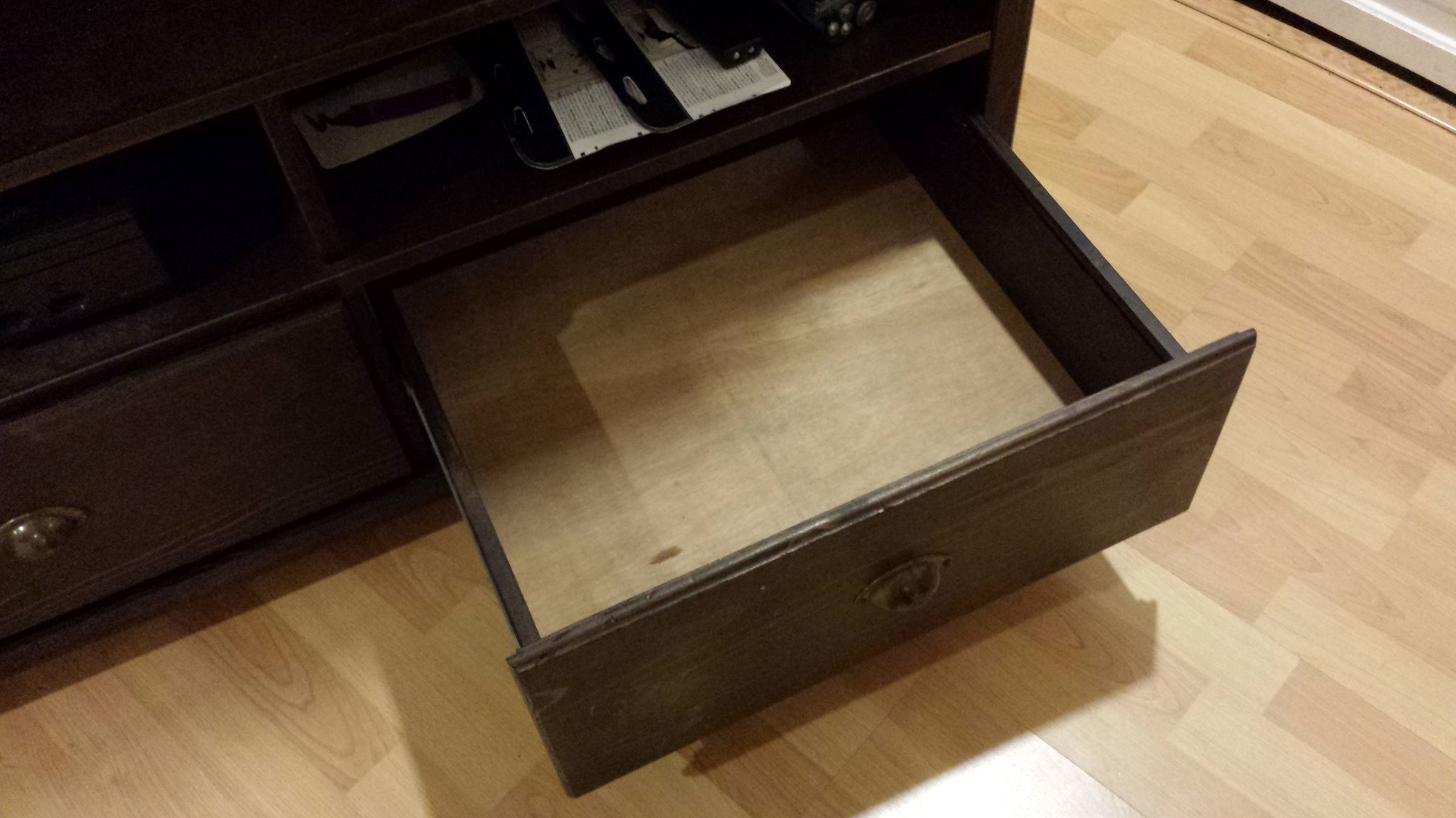 Fixing Saggy Drawers : 8 Steps (with Pictures) - Instructables