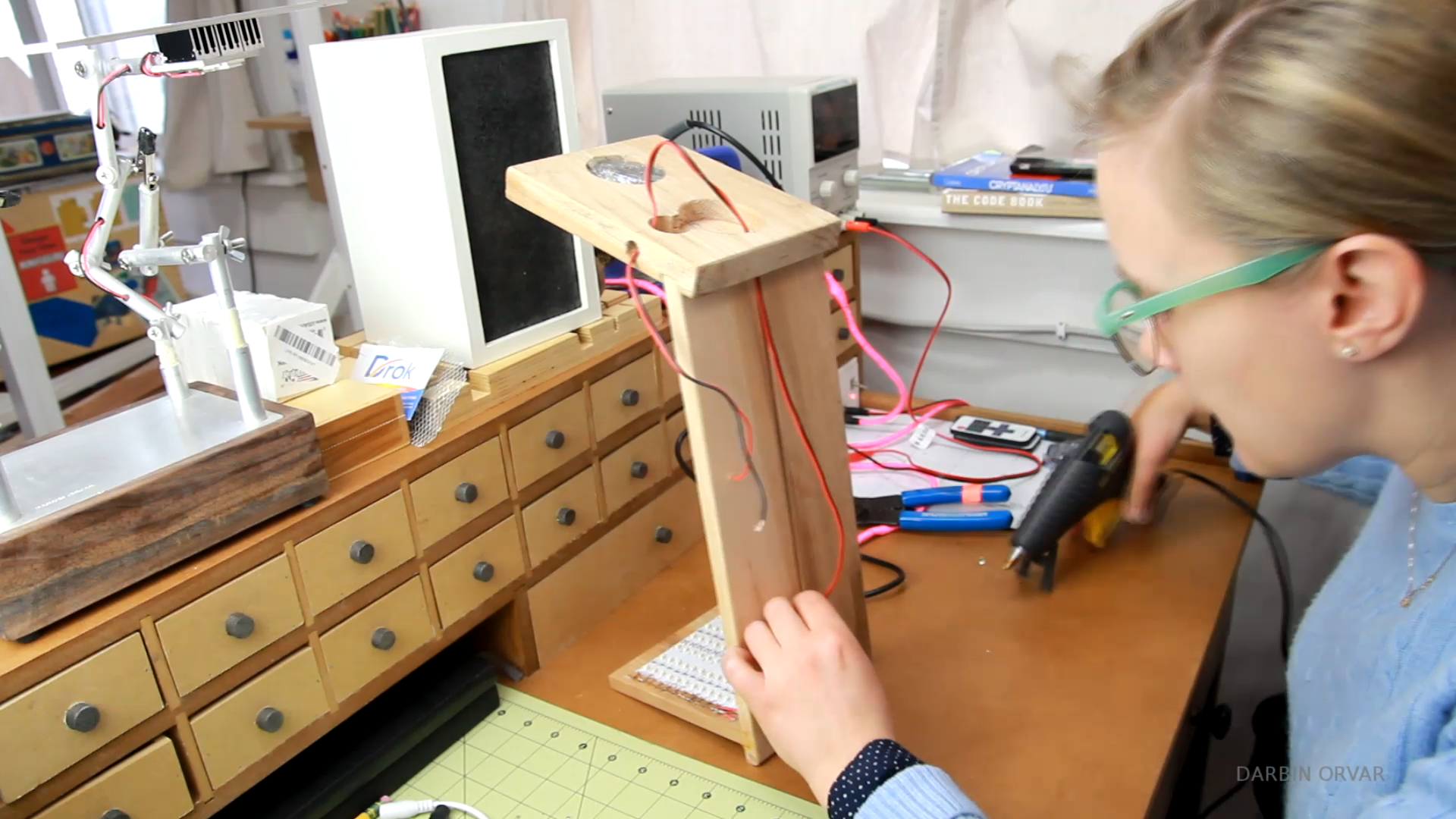 DIY LED Desk Lamp W/ Strip Lights : 8 Steps (with Pictures) - Instructables