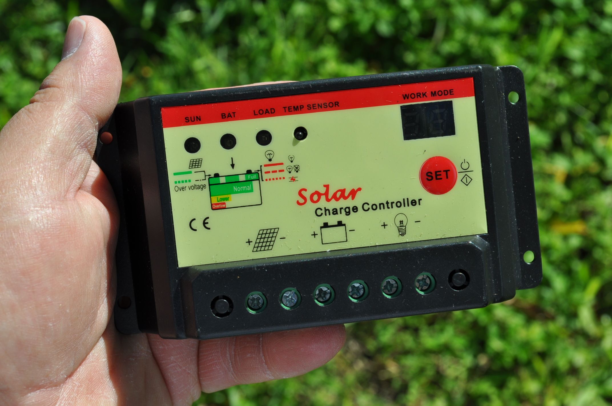 Solar Powered LED Yard Lighting Made Cheap & Easy : 9 Steps (with ...