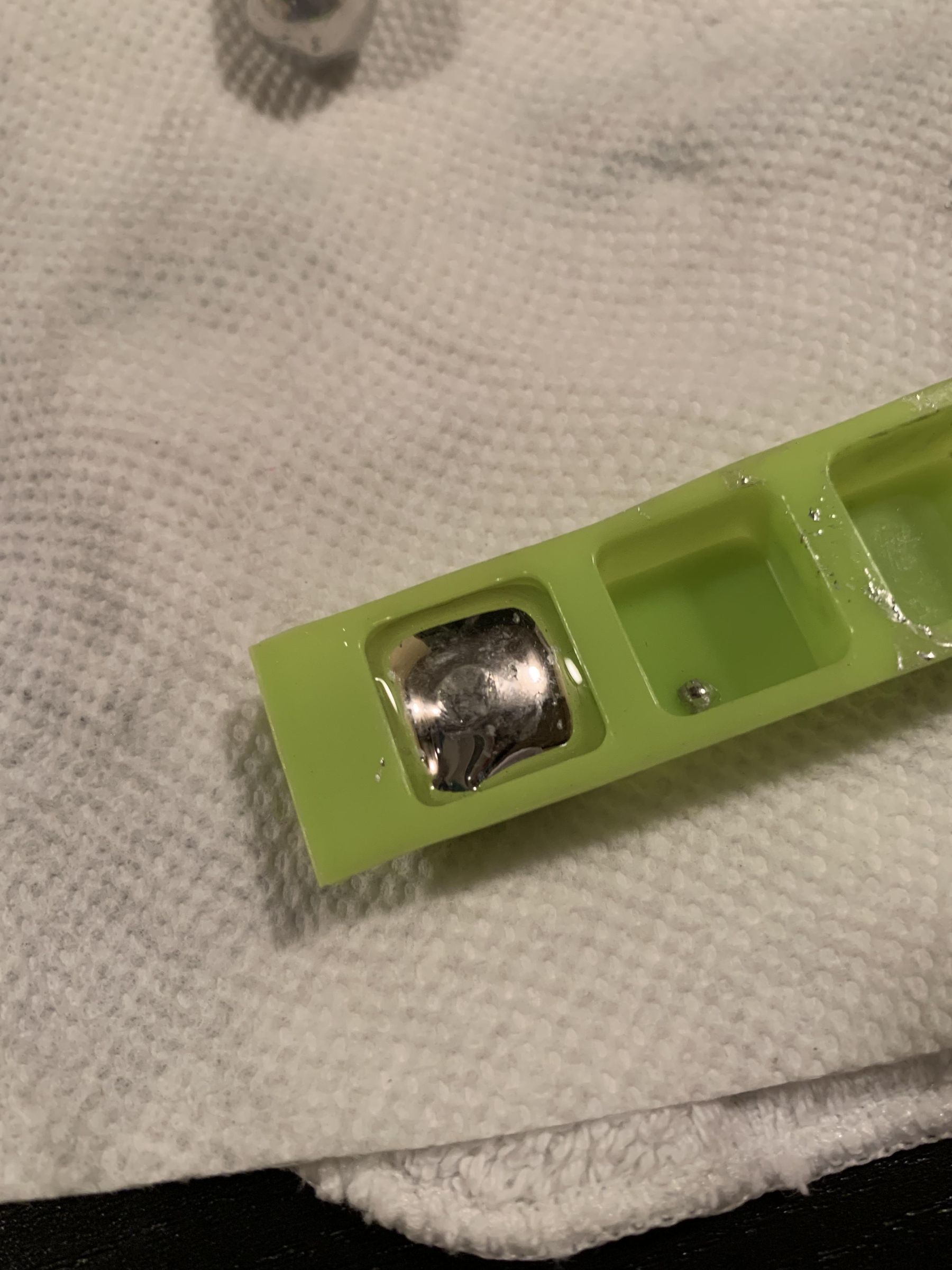 Gallium Designs - the Coolest Metal : 6 Steps - Instructables
