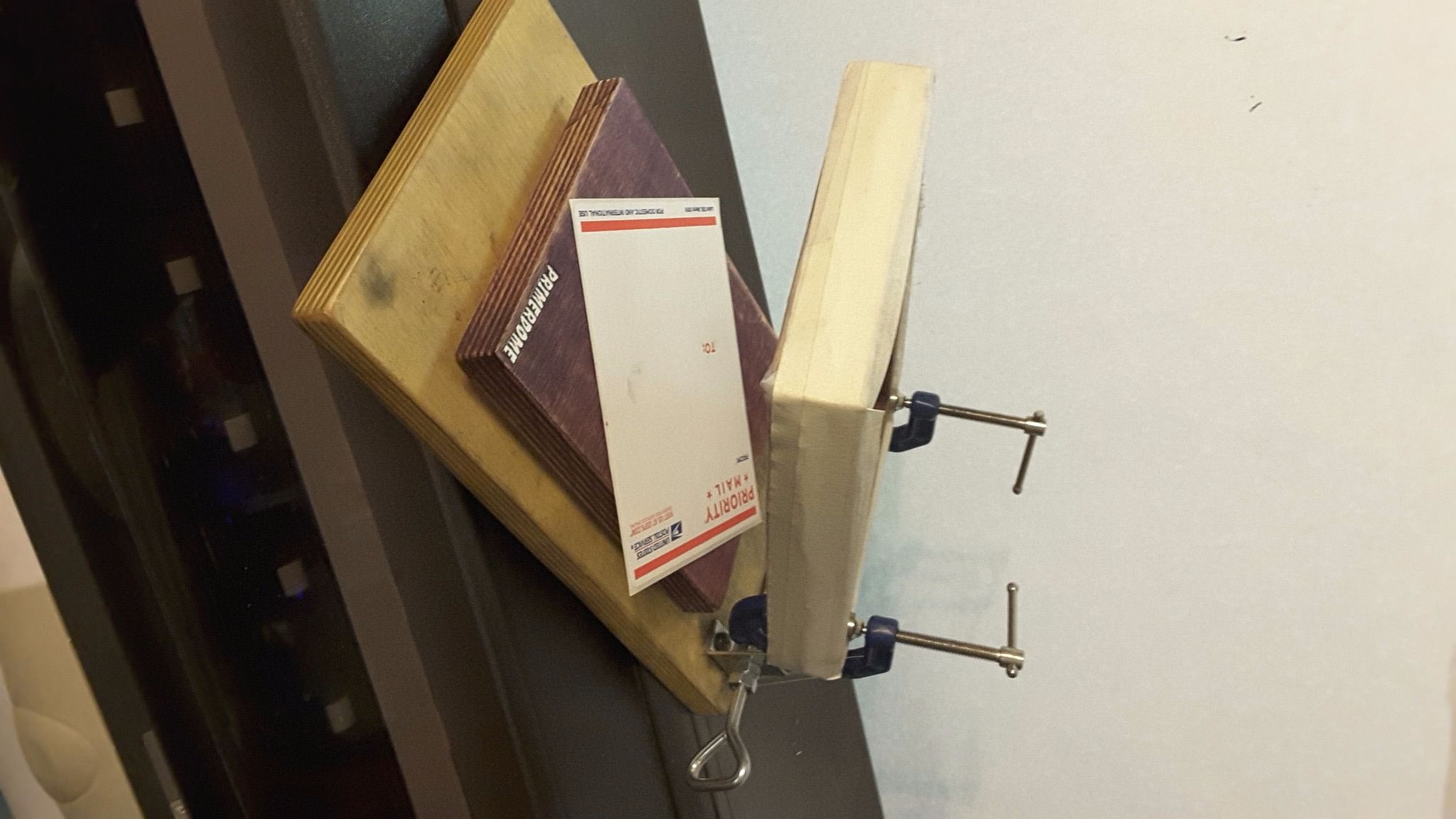 Diy Screenprinting Presses : 11 Steps - Instructables