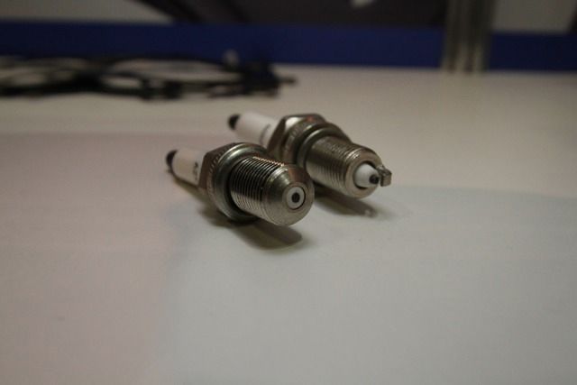 Save Gas and Incerase Horsepower by Side Gapping Spark Plugs : 4 Steps ...