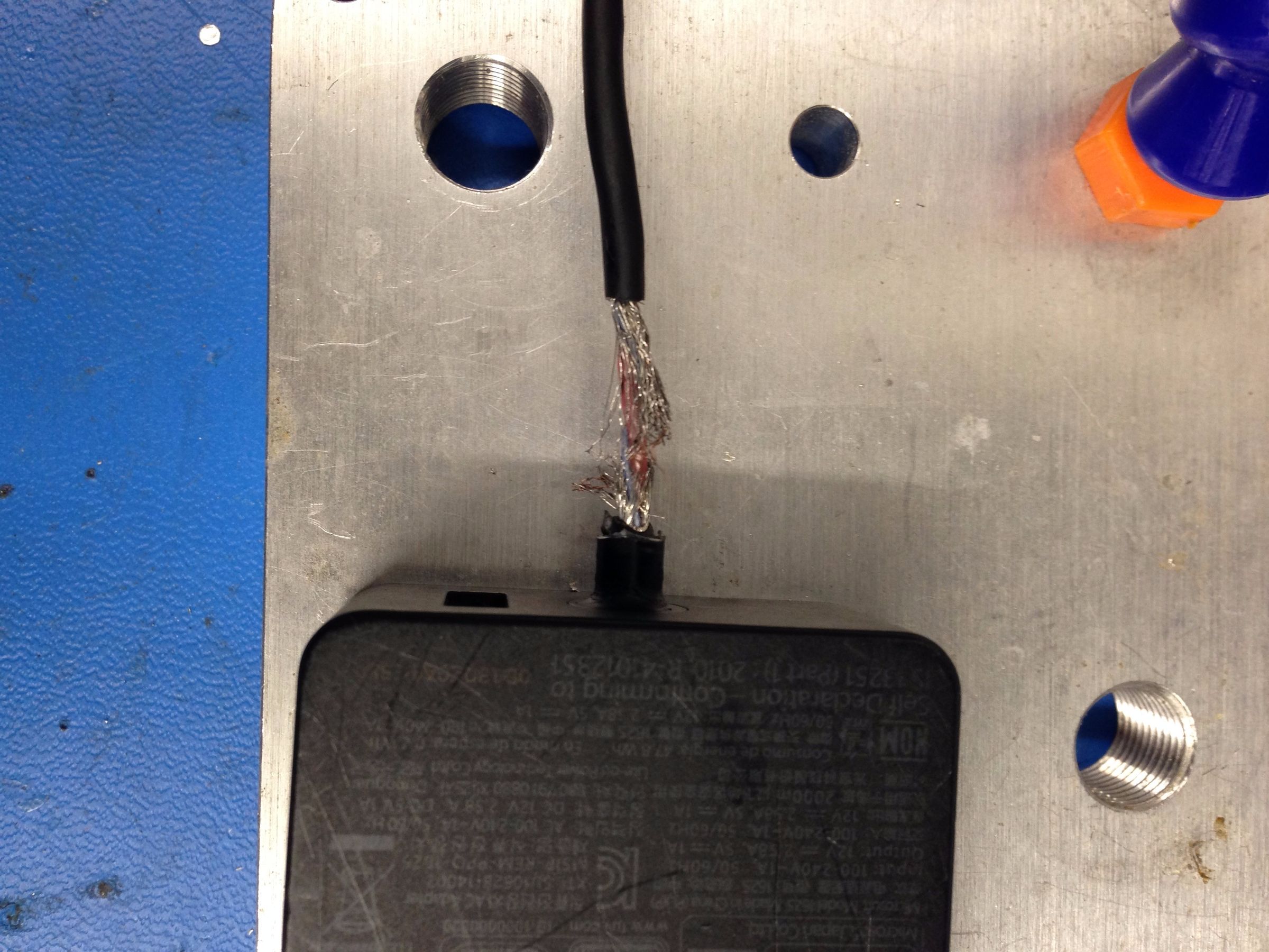 Fix a Fraying IPhone/Mac/Surface/Laptop Charger : 6 Steps (with ...