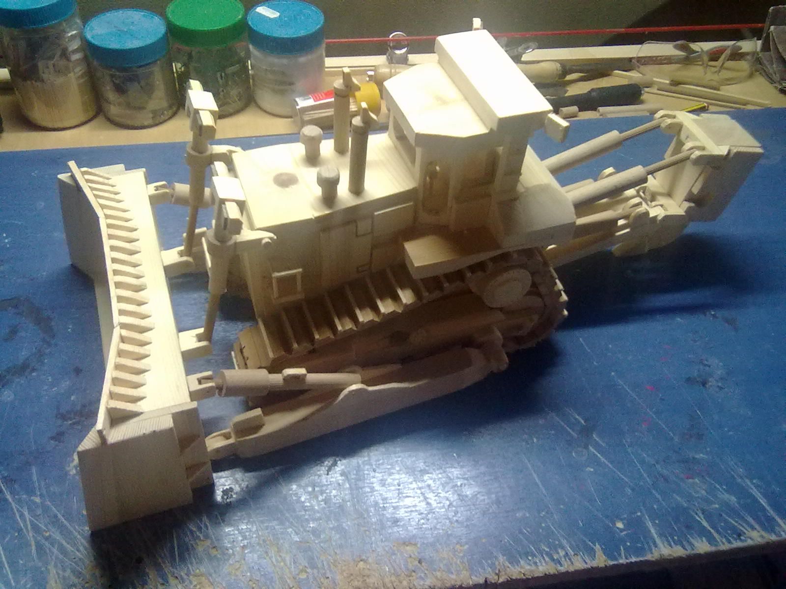 Caterpillar D11 T : 4 Steps (with Pictures) - Instructables