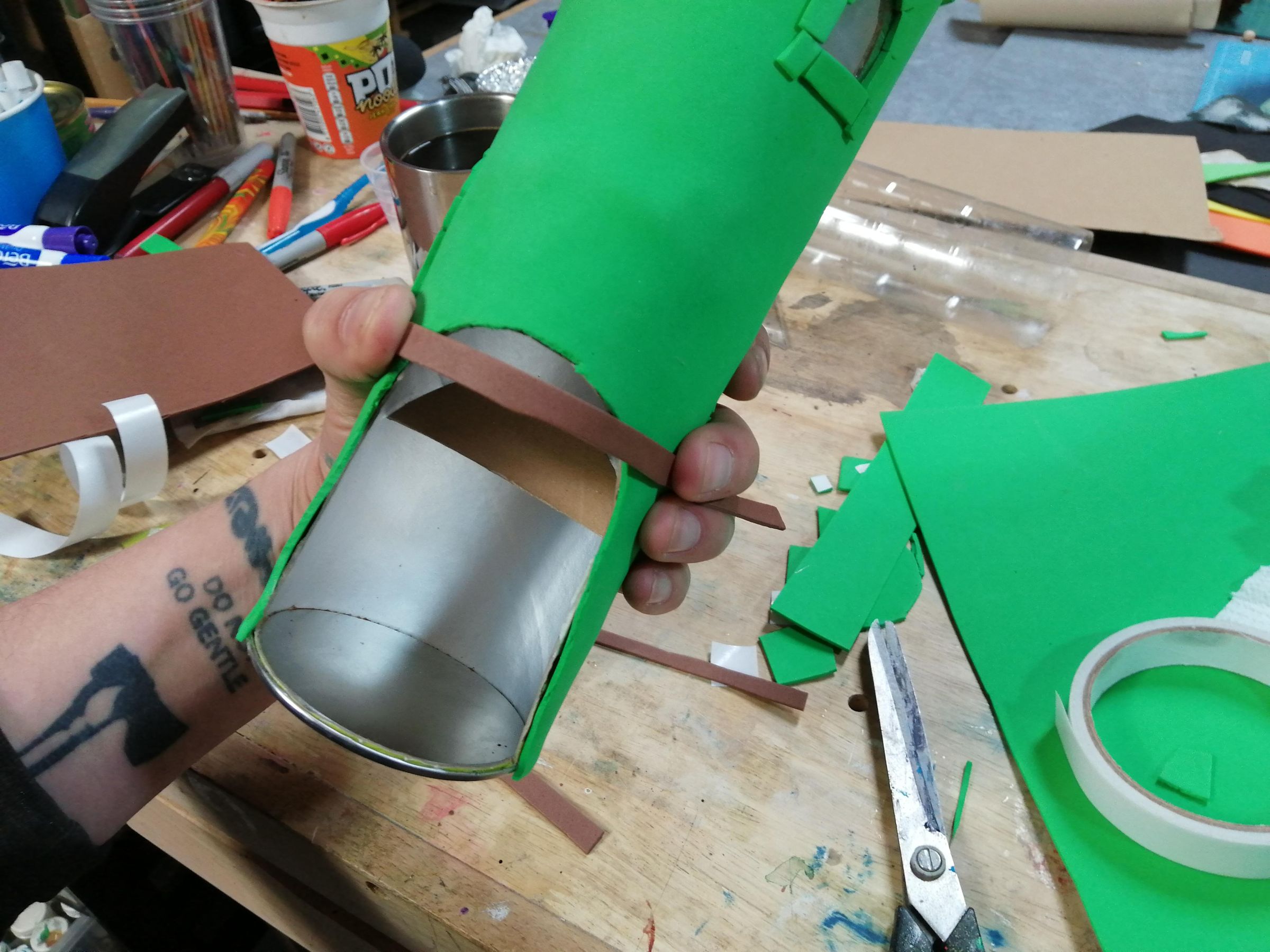 Pringles Tube Dice Tower : 9 Steps (with Pictures) - Instructables